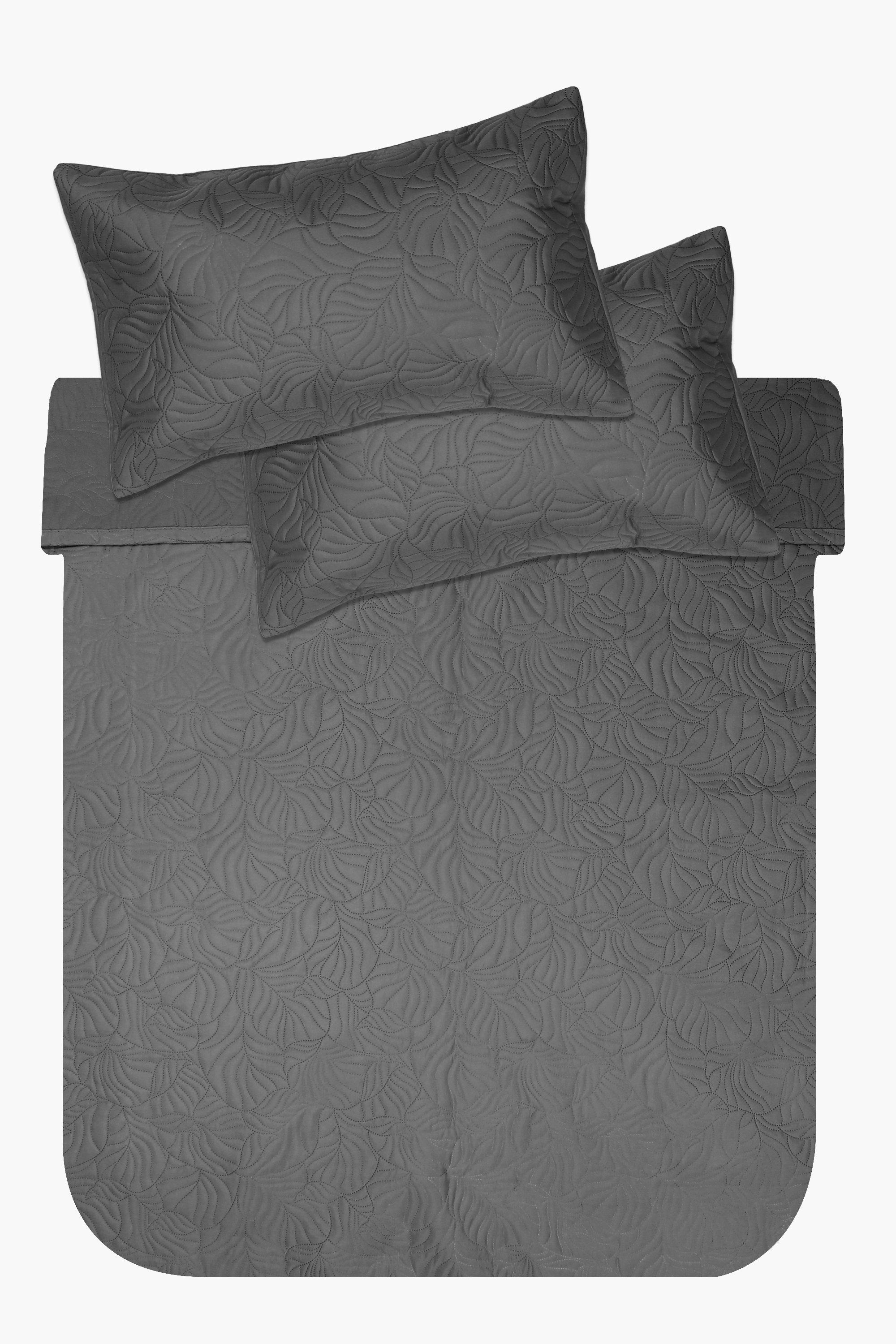 3 Piece Embossed Quilt Set