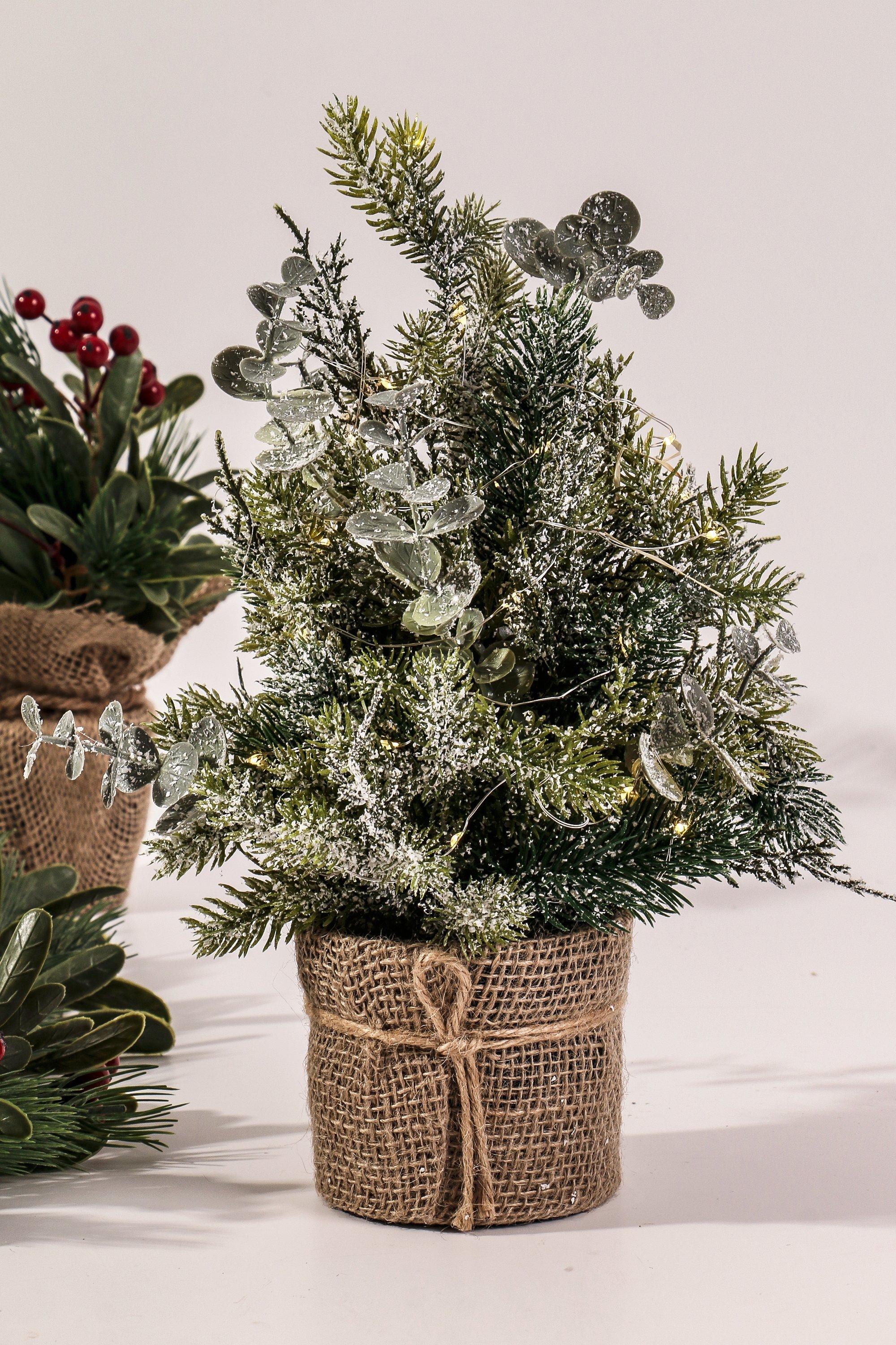 Light Up Basket Tree, 9x30cm