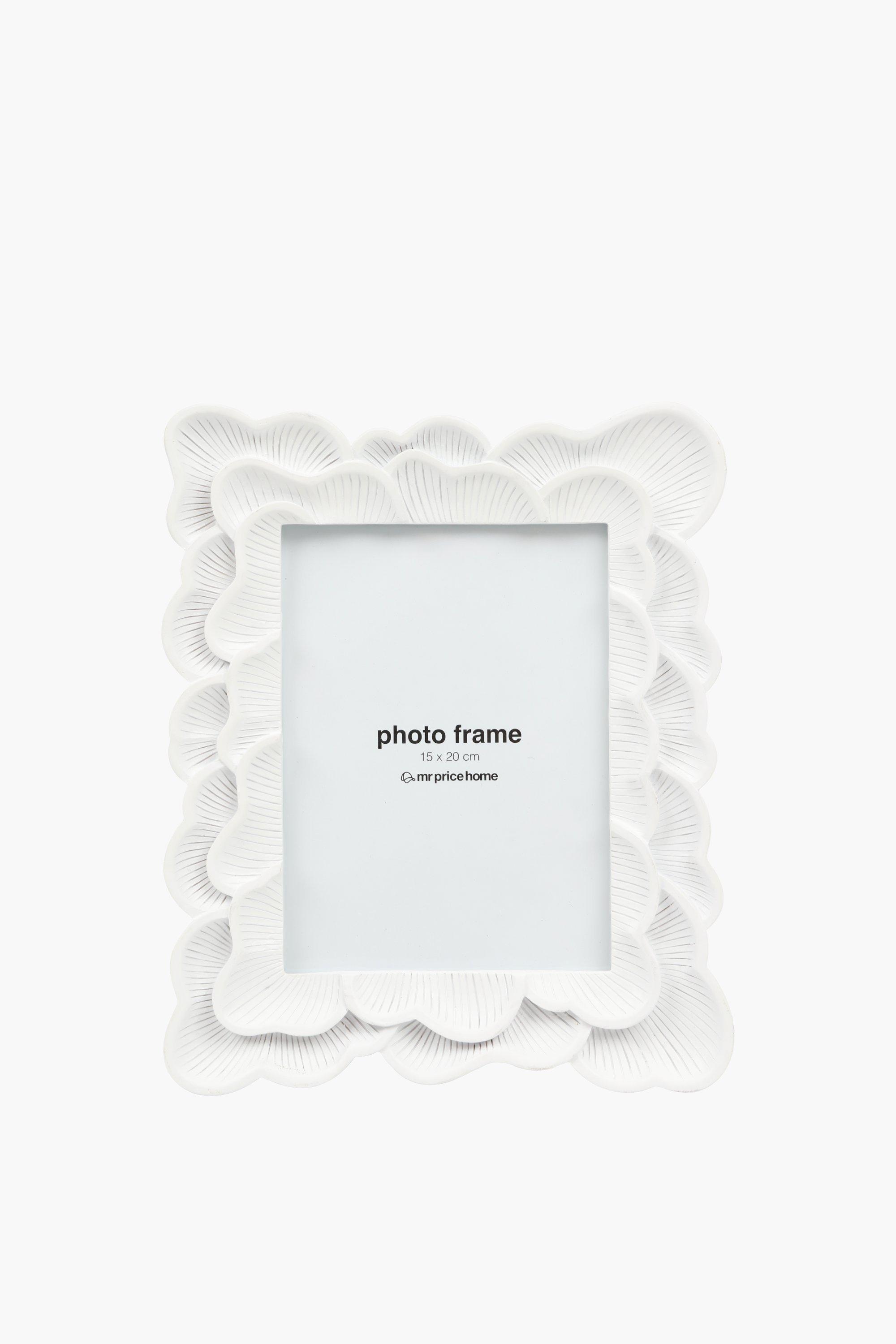 Scallop Layer Frame, 15x20cm