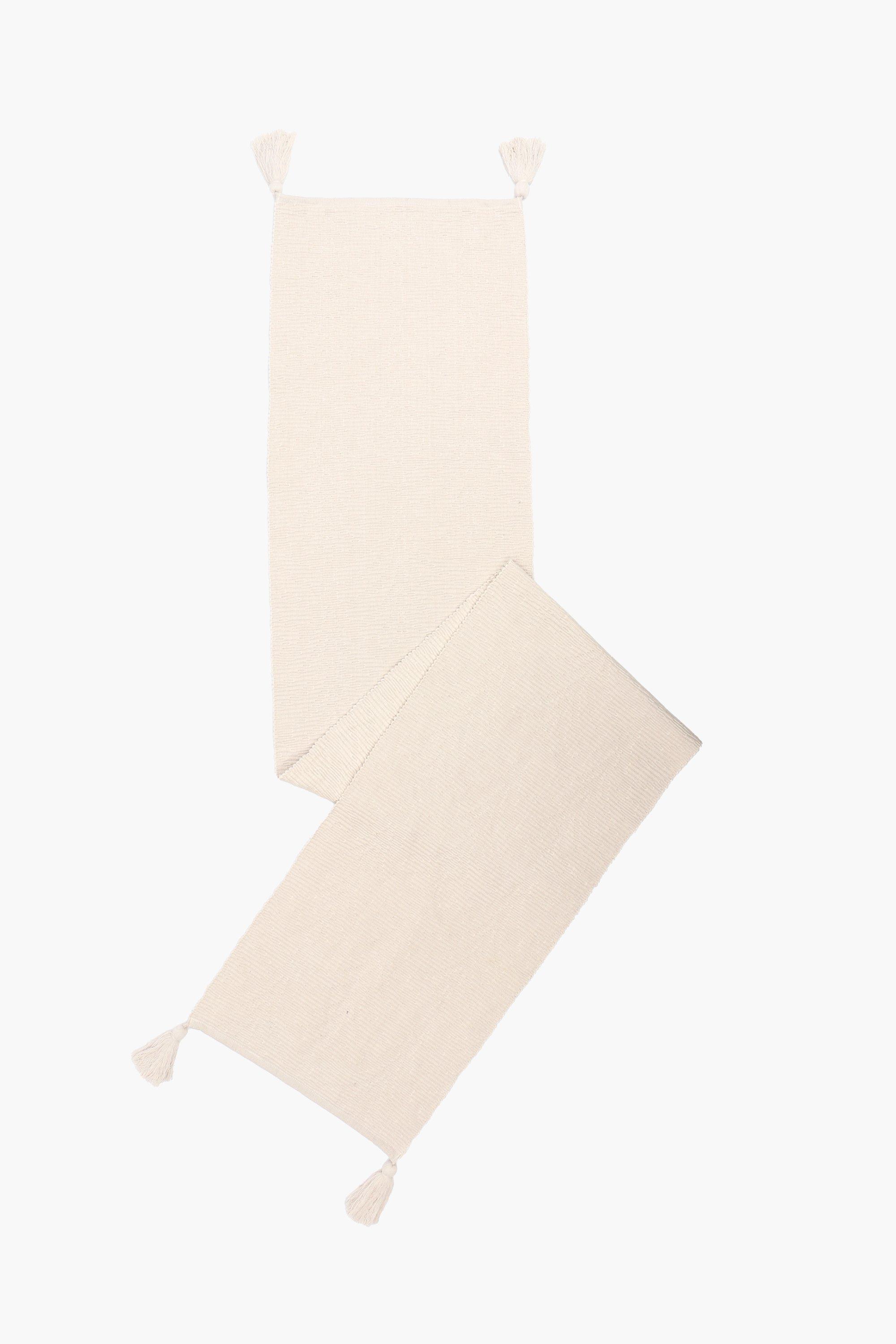 New York Tassel Table Runner