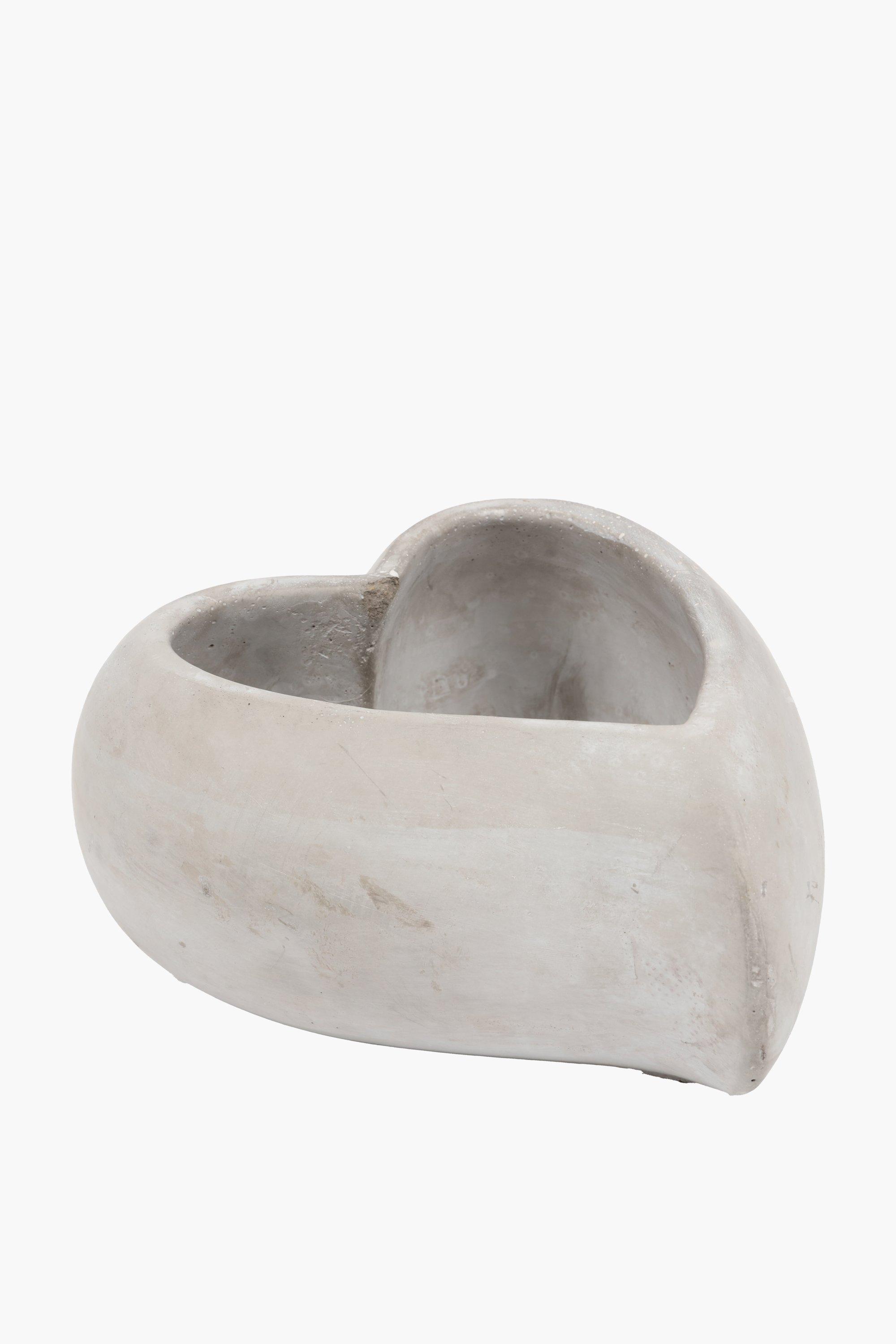 Heart Cement Planter, 21x19cm