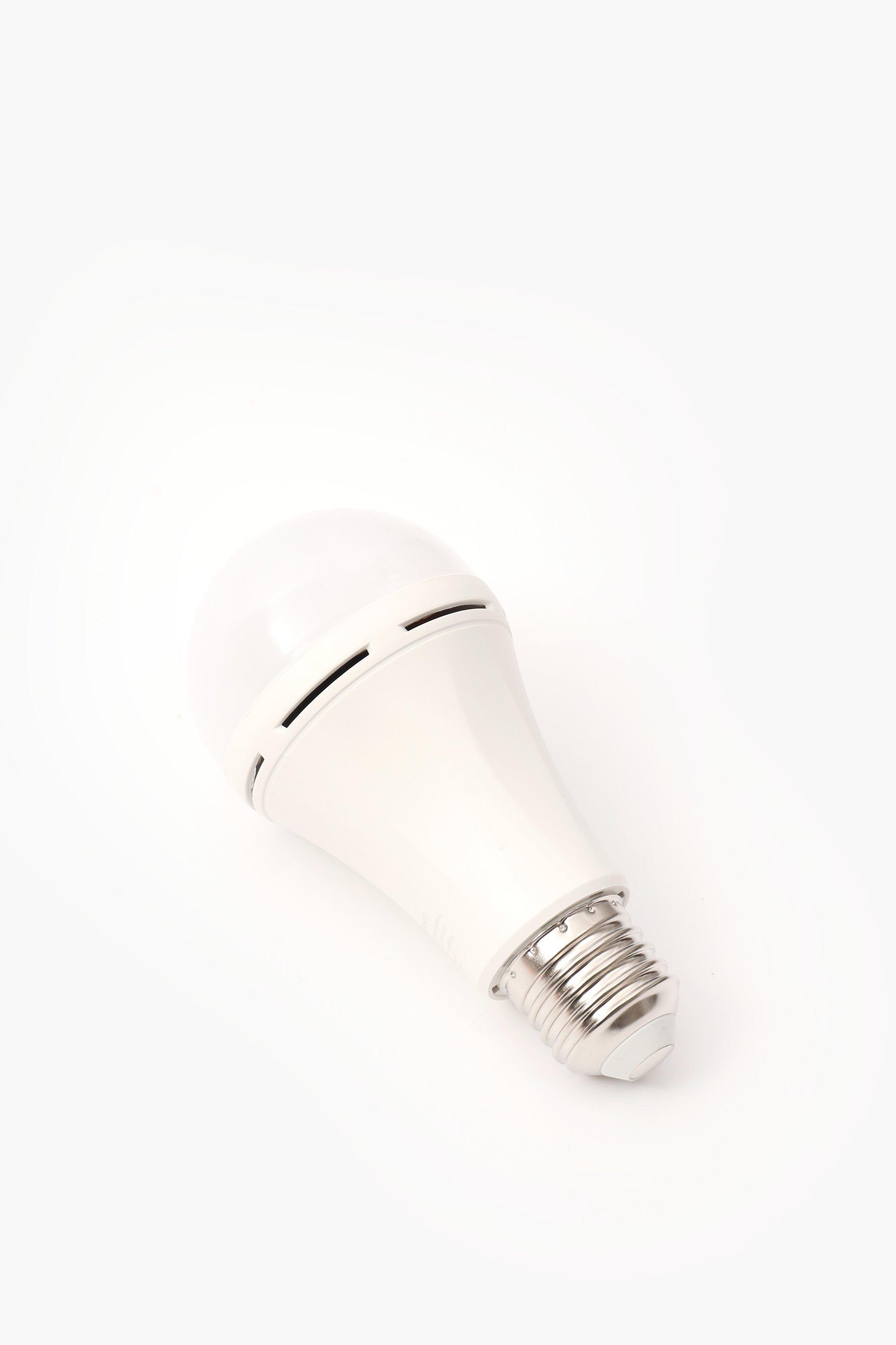 Switched 5w Led Rechargeable Bulb, E27