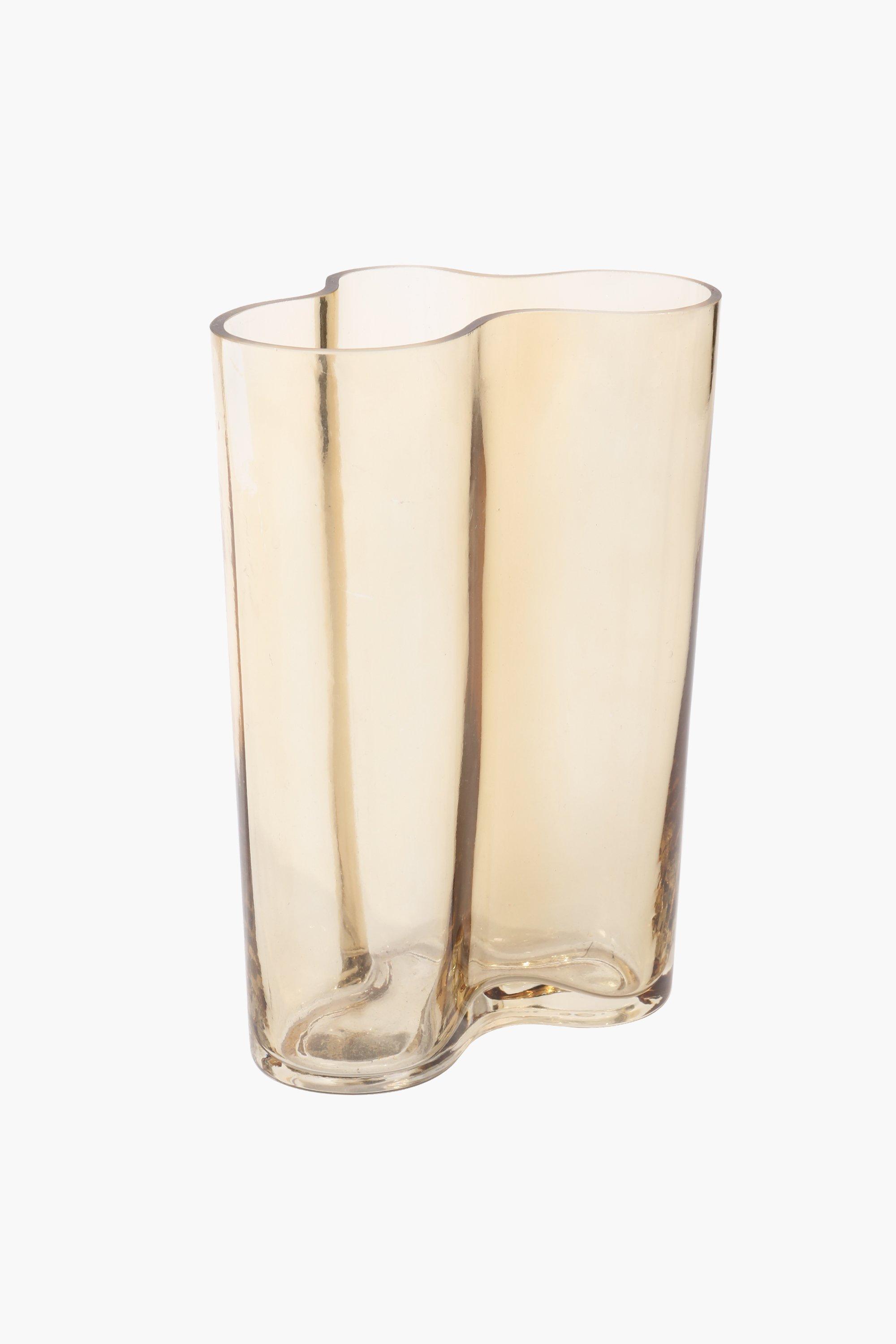 Buy Ceramic & Glass Vases Online | Decor | MRP Home