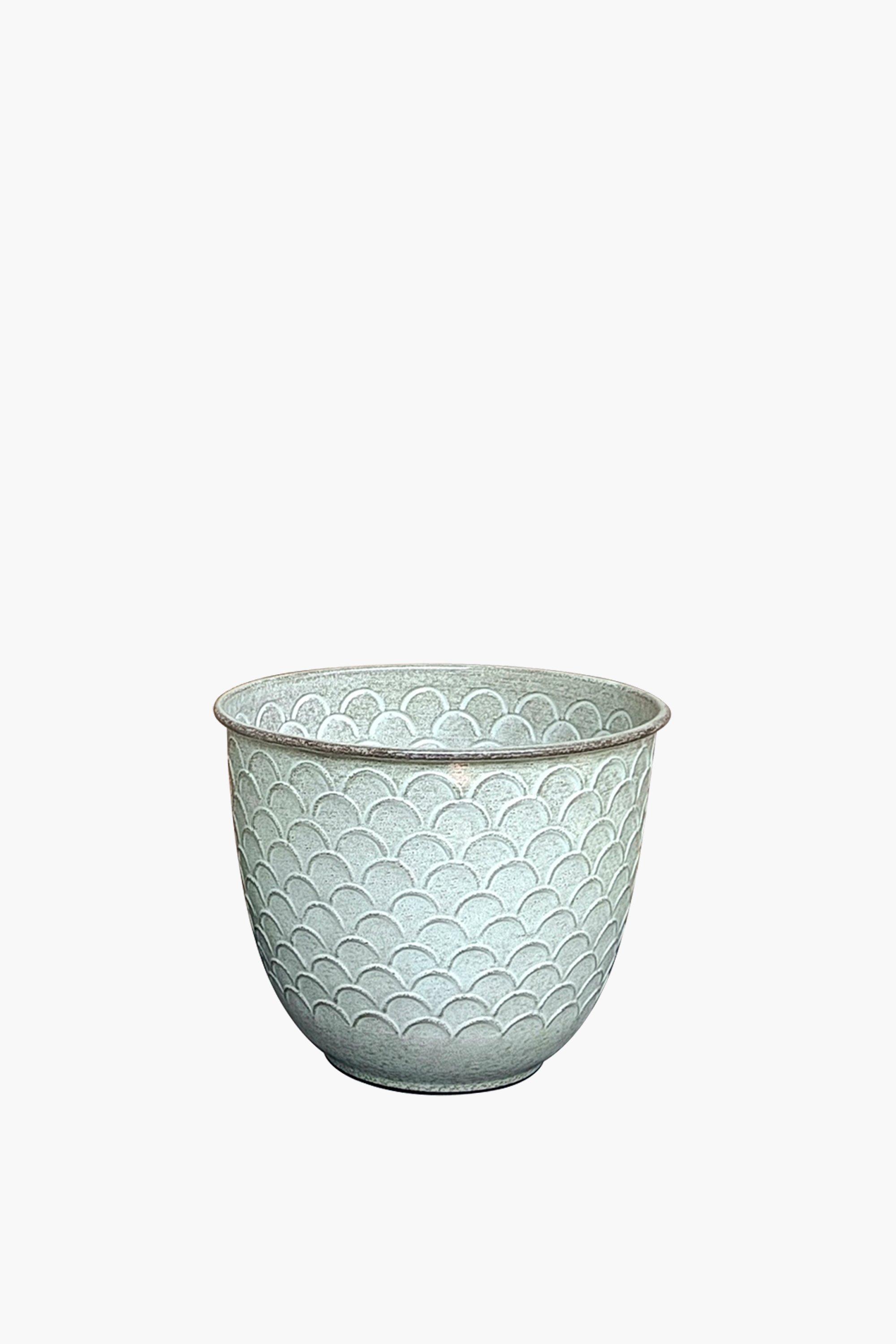 Scallop Metal Planter, 28x28cm