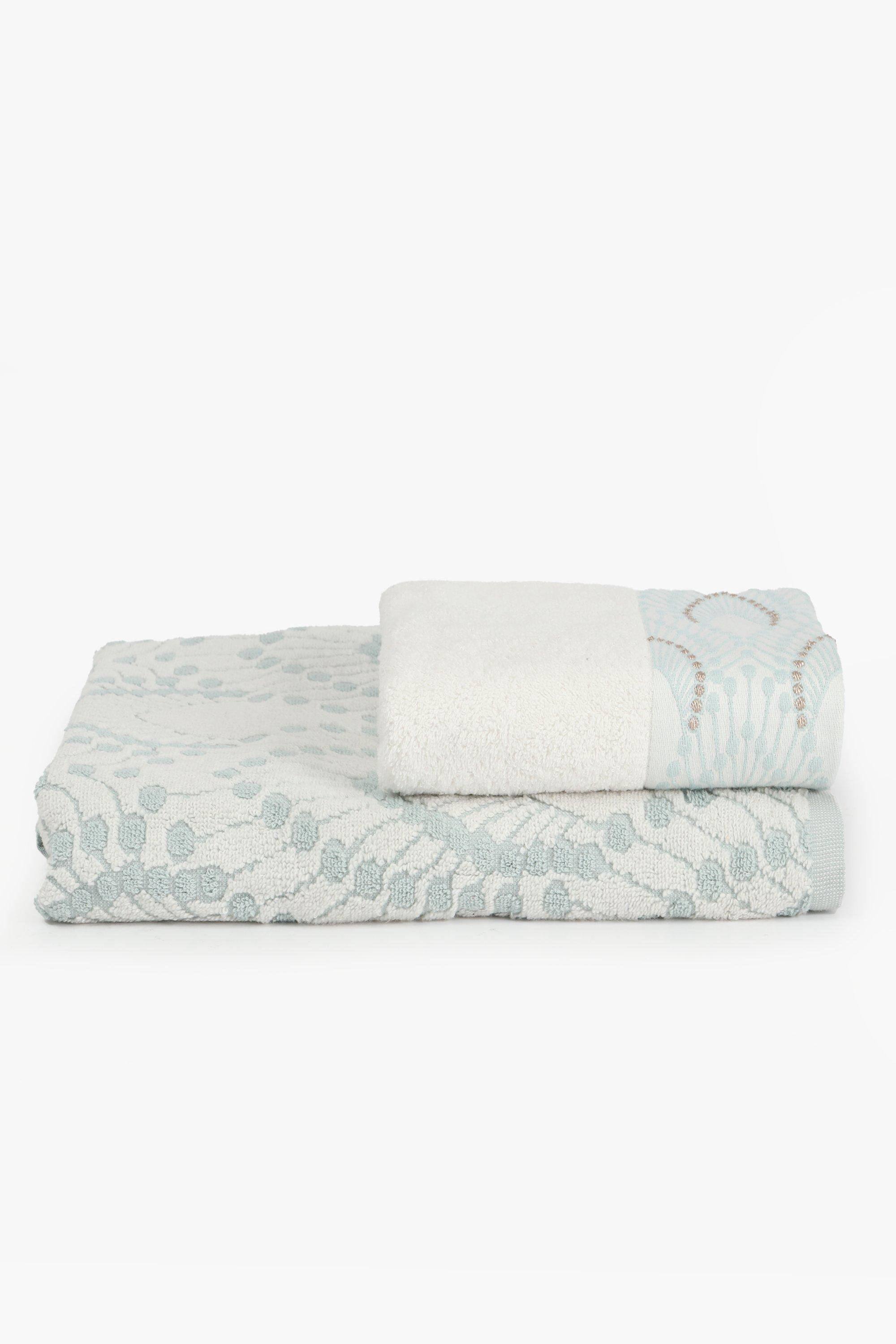 2 Pack Embellished Towel Set