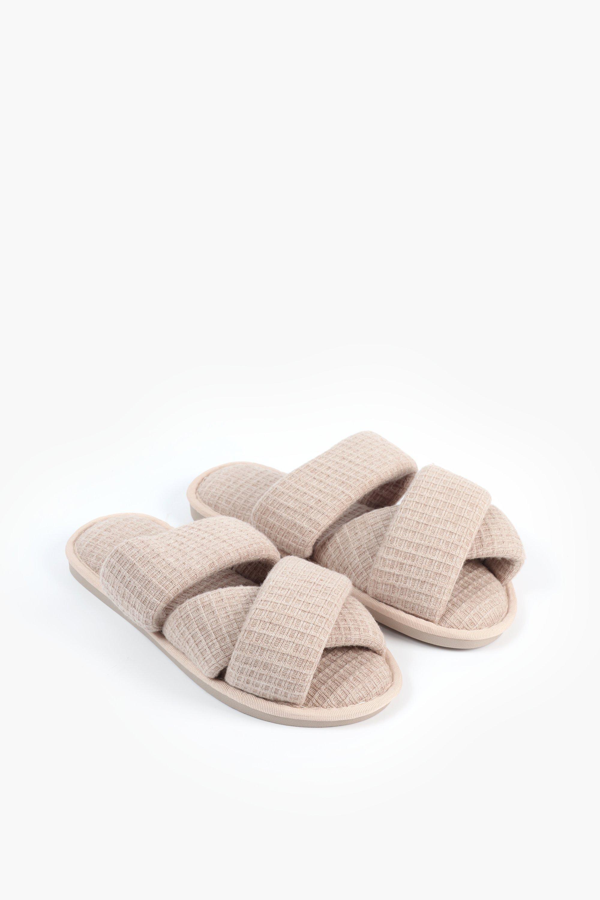 Waffle Slippers, 7-8