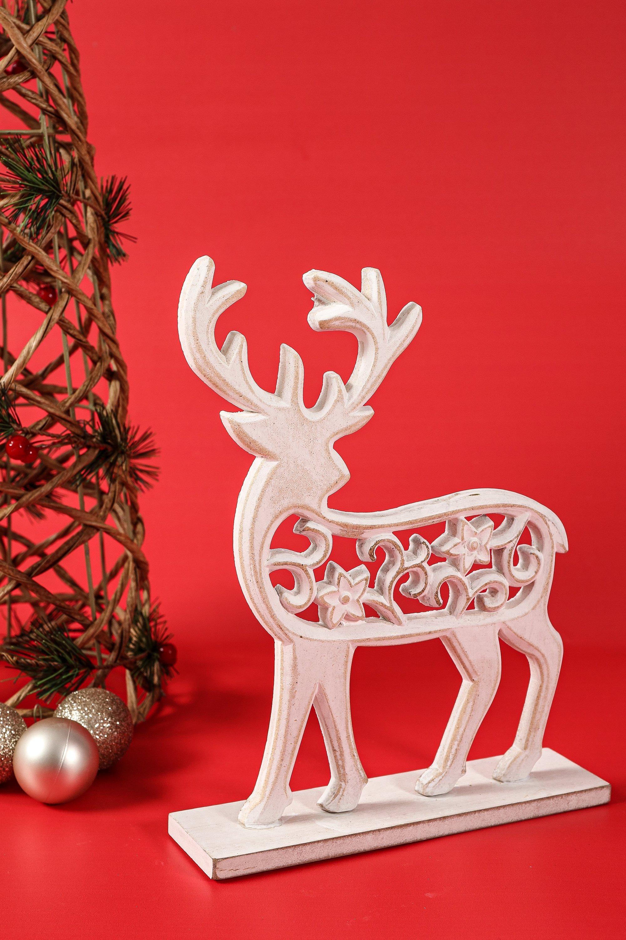 Carved Reindeer Statue, 20x24cm