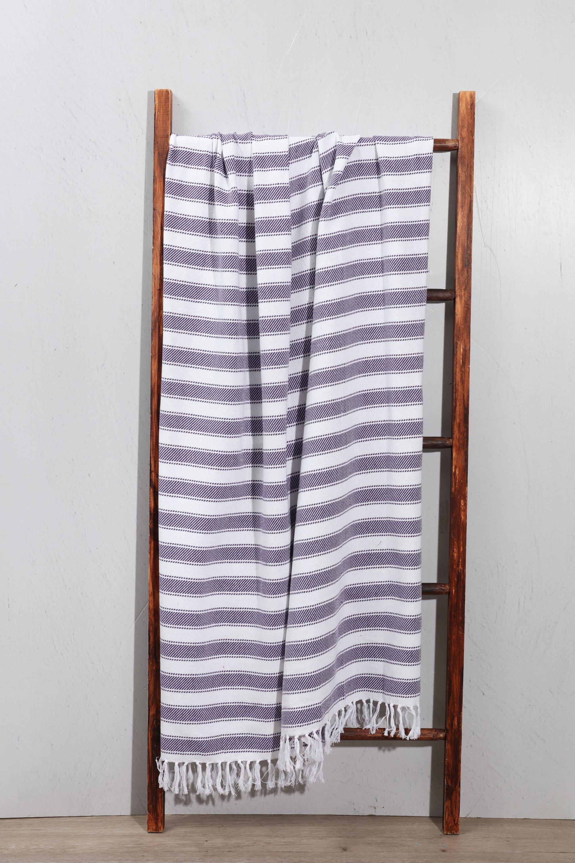 Cotton Stripe Throw 125x150cm
