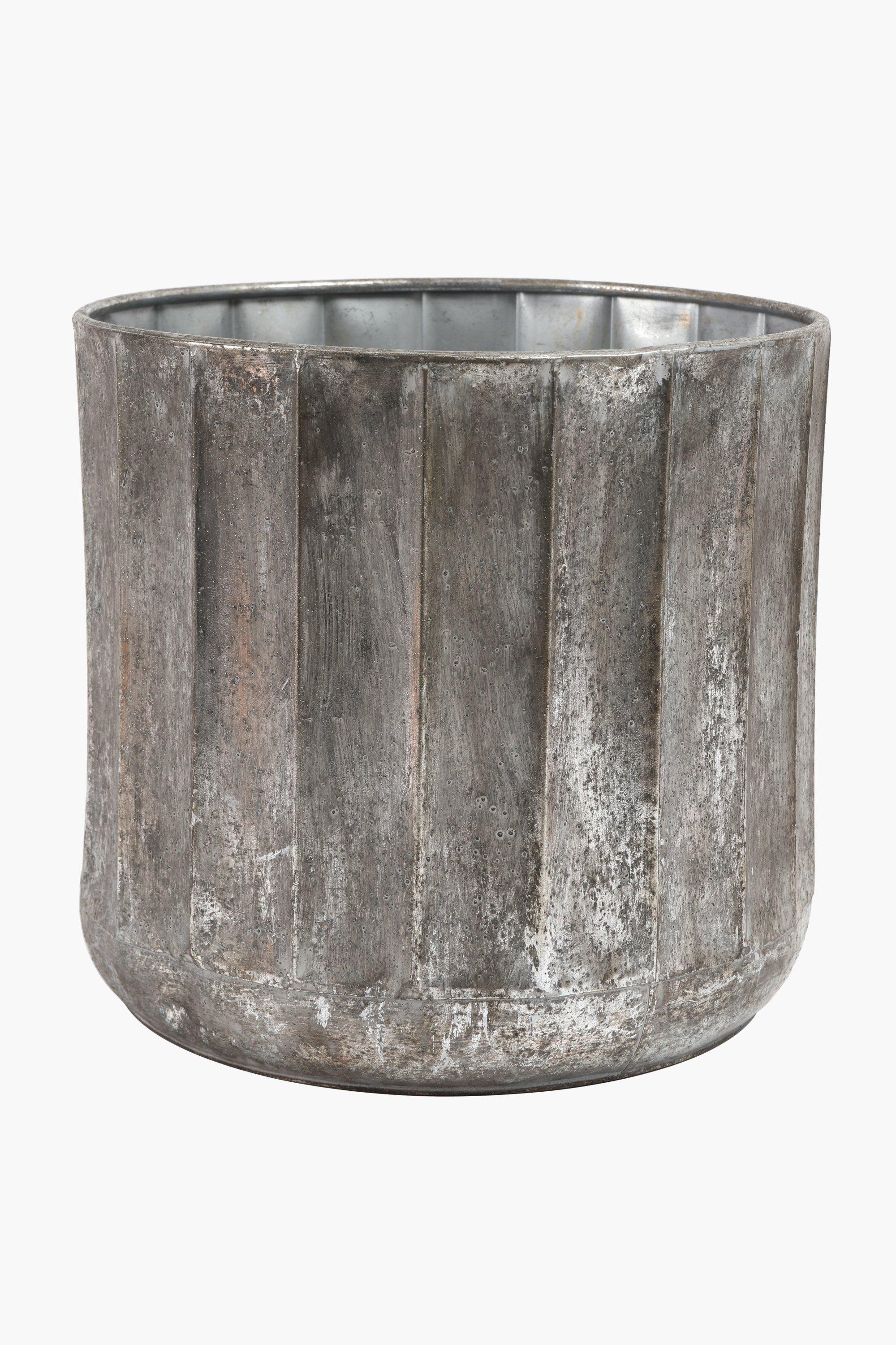 Venus Planter, 38cm