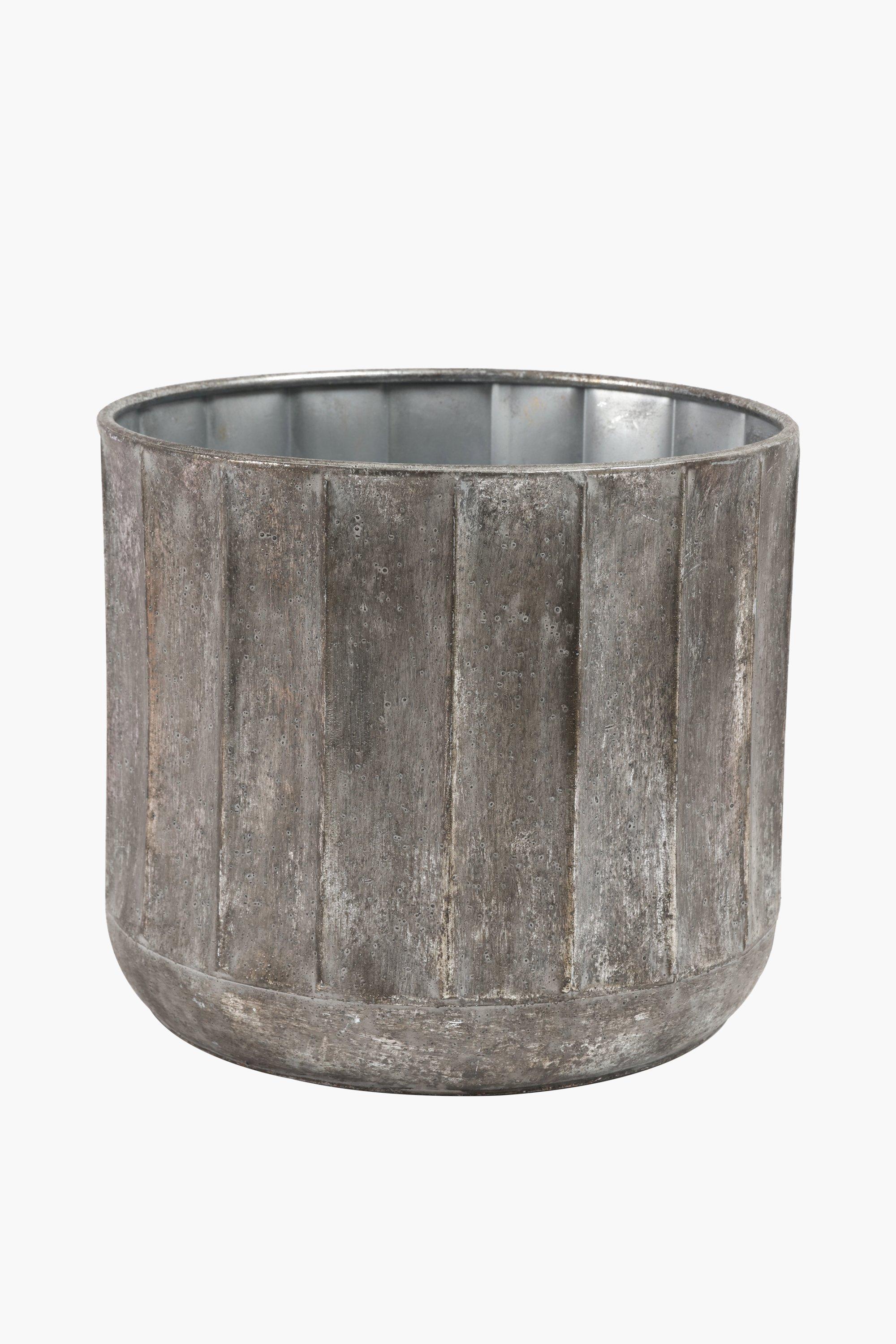 Venus Planter, 34cm