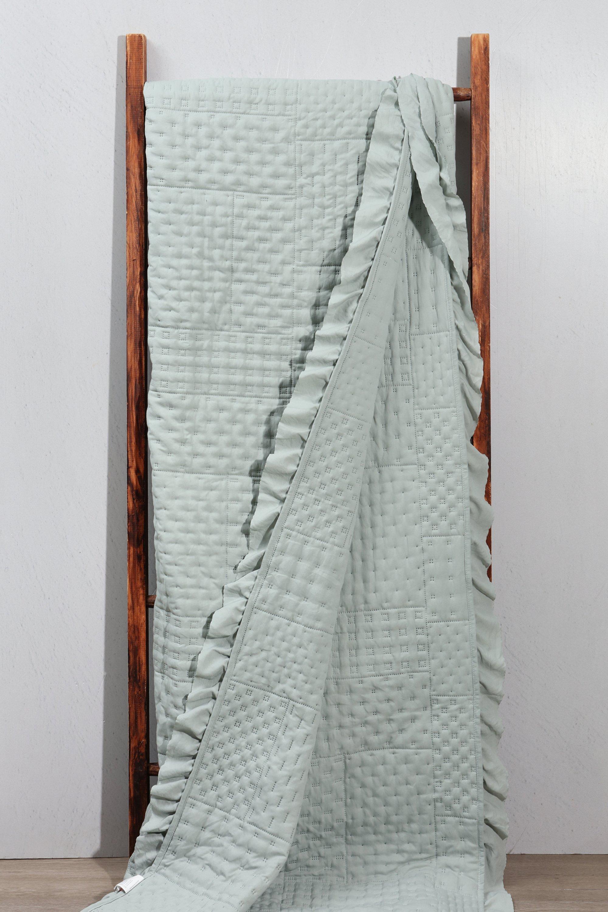 Soft Touch Washed Usonic Frill Quilt