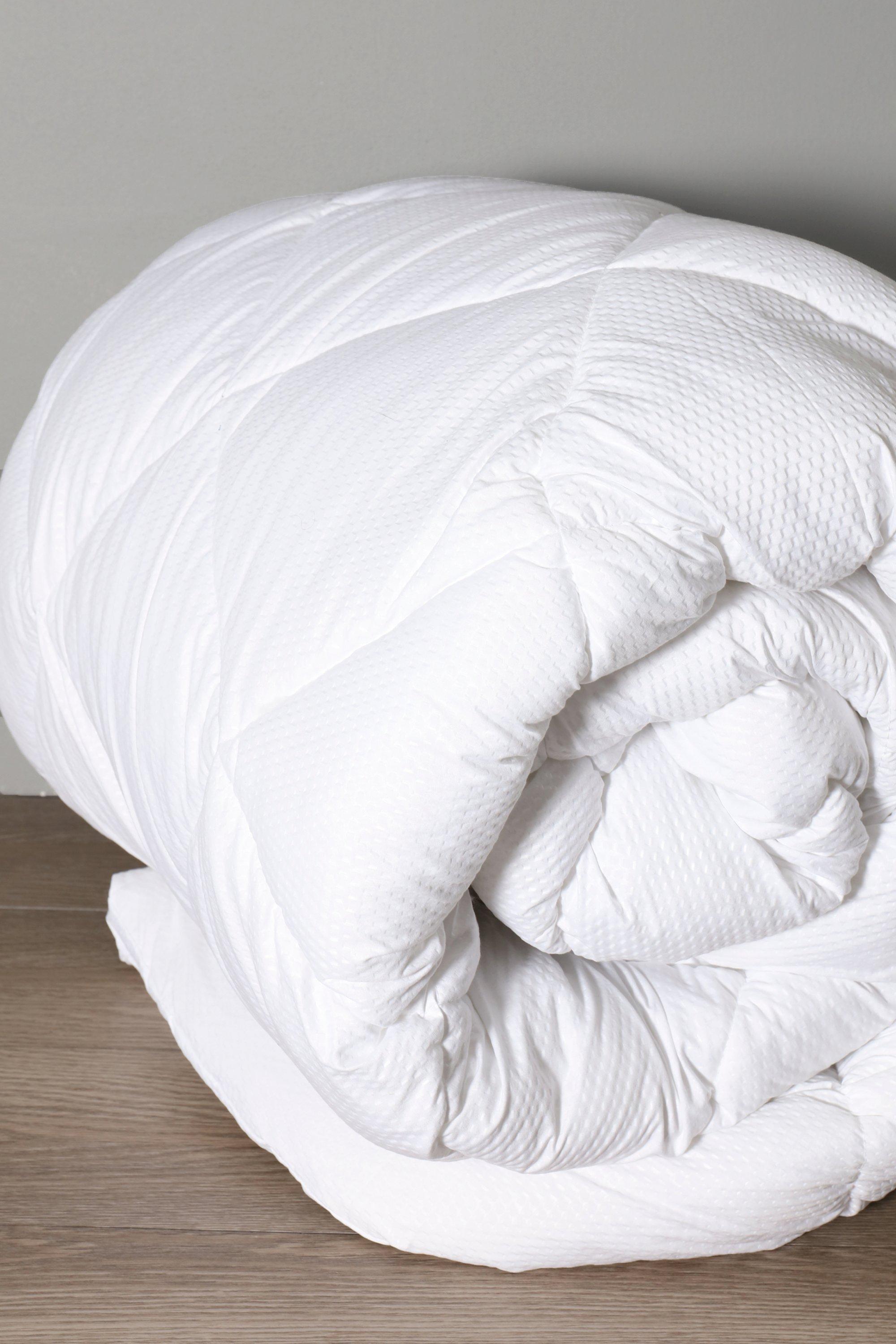 Soft Touch Hollowfibre Seersucker Duvet Inner