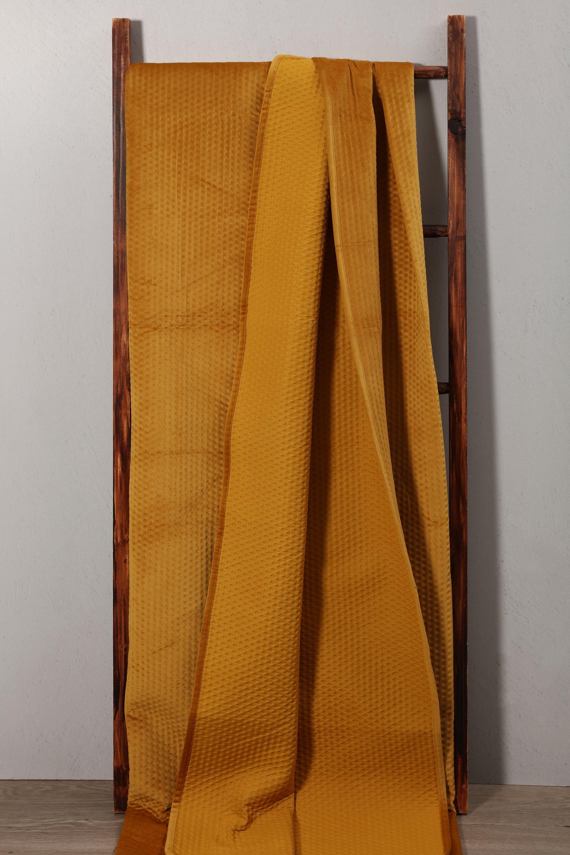 Velvet Mat Quilt, King