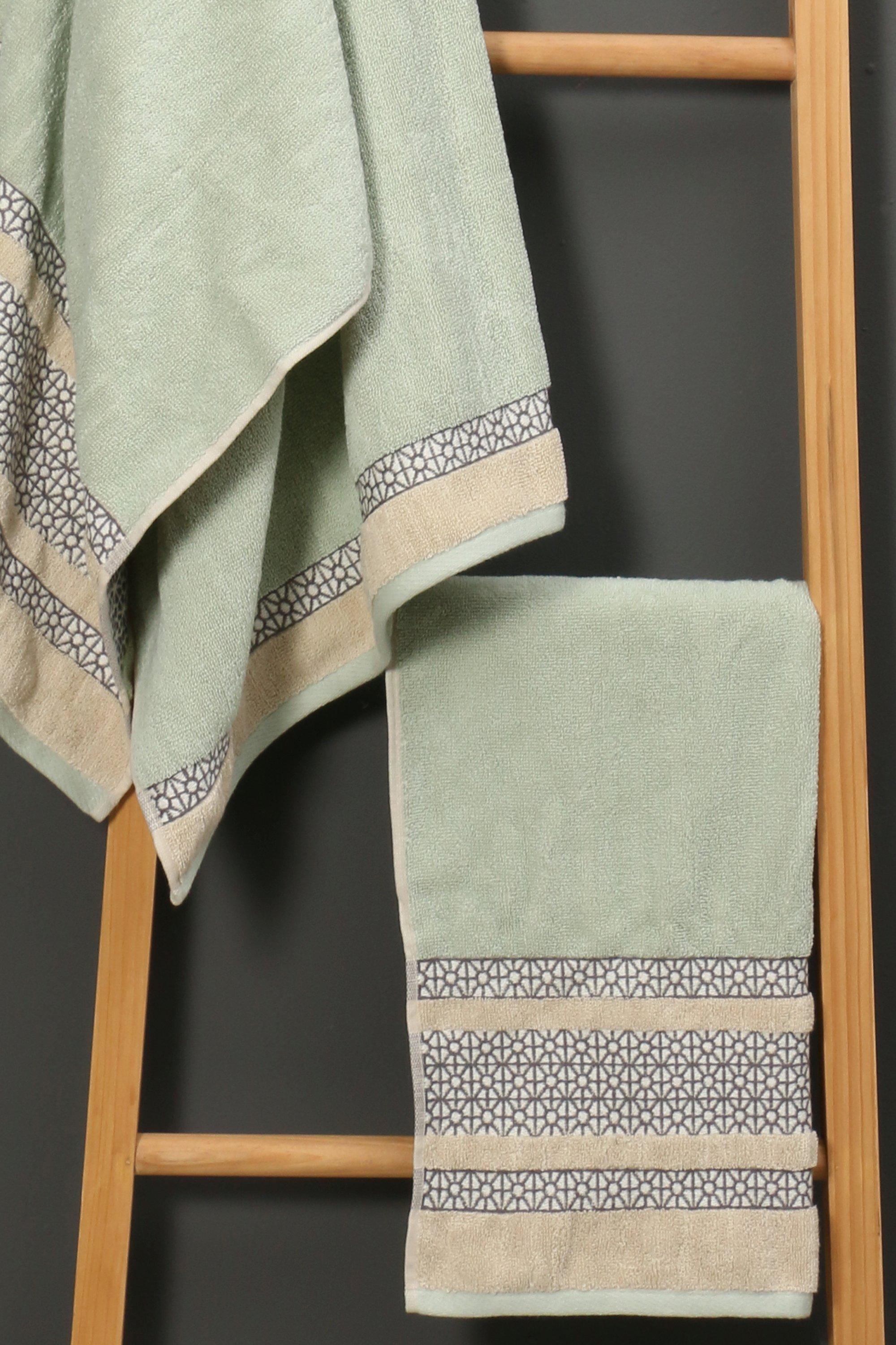 Cotton Jacquard Geometric Border Towel