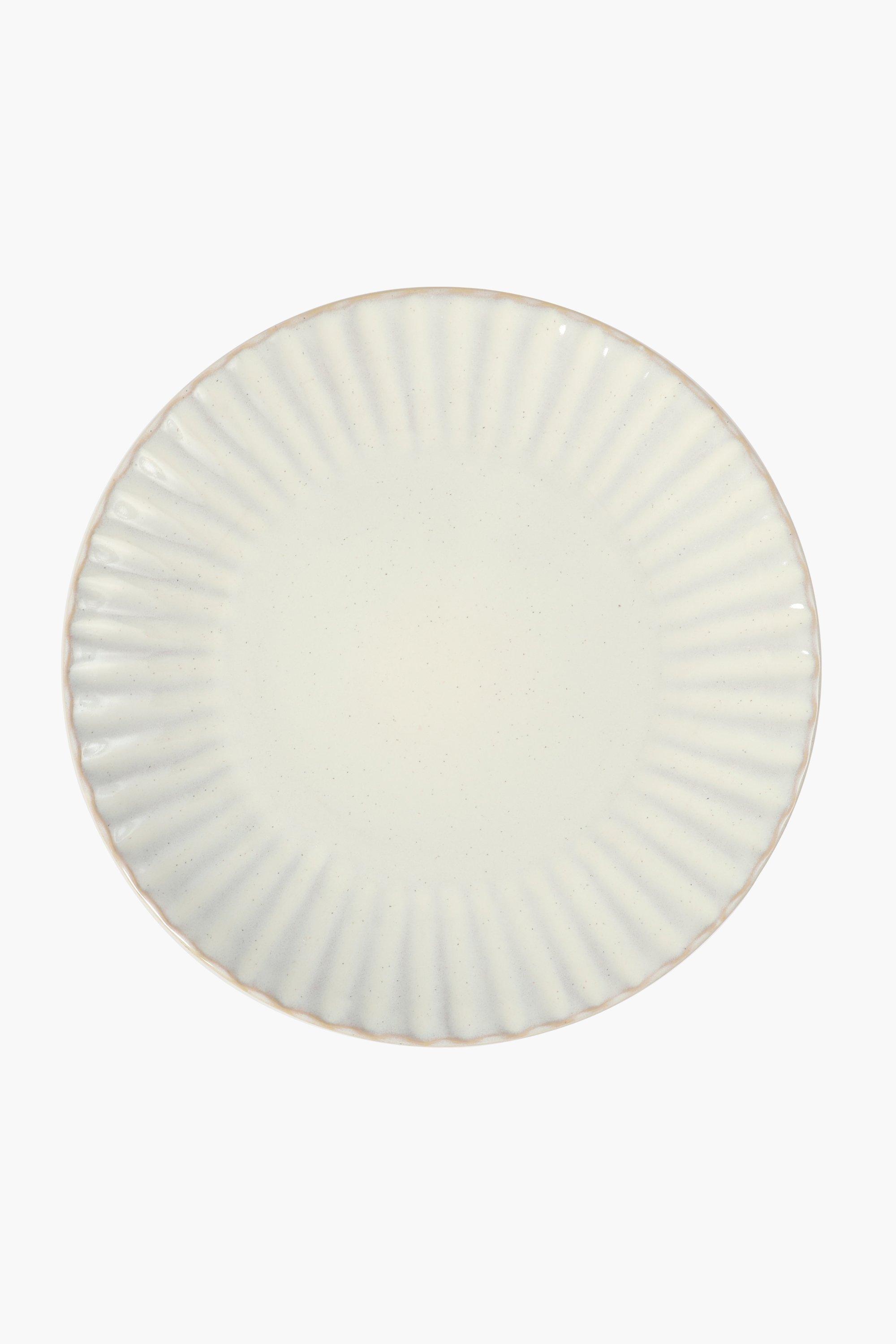Ridge Fluted Stoneware Dinner Plate