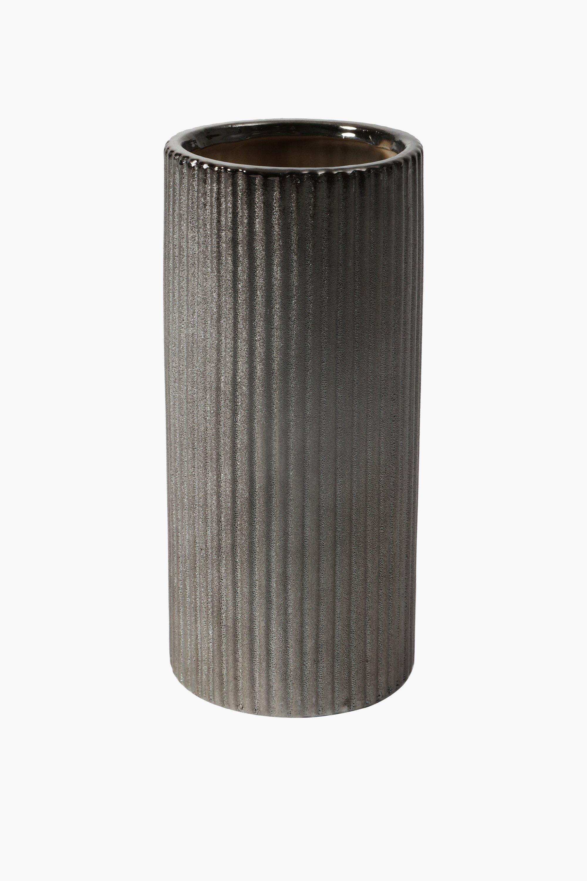 Barcelona Ceramic Ribbed Vase