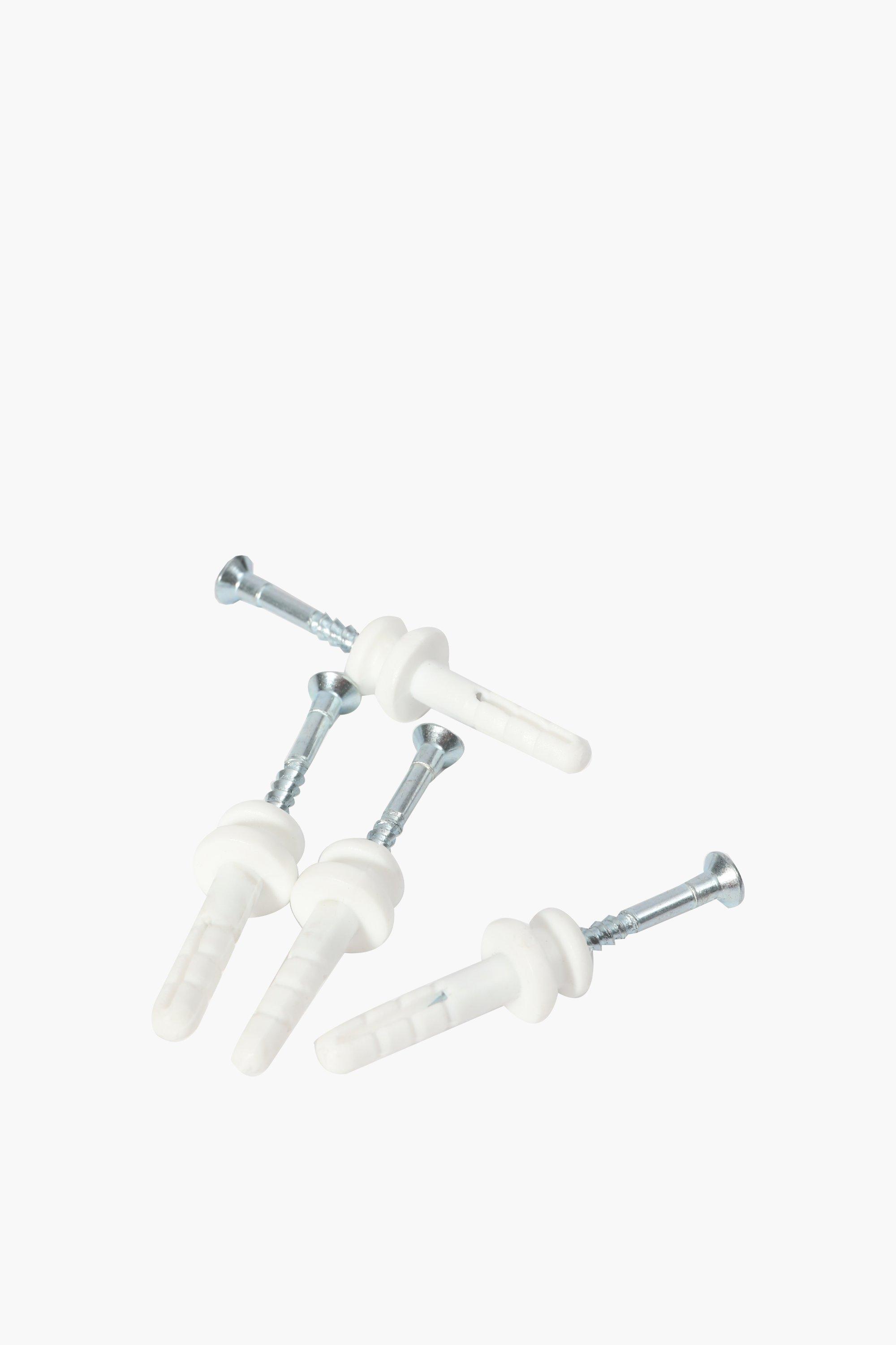 4 Wall Hooks With Nails