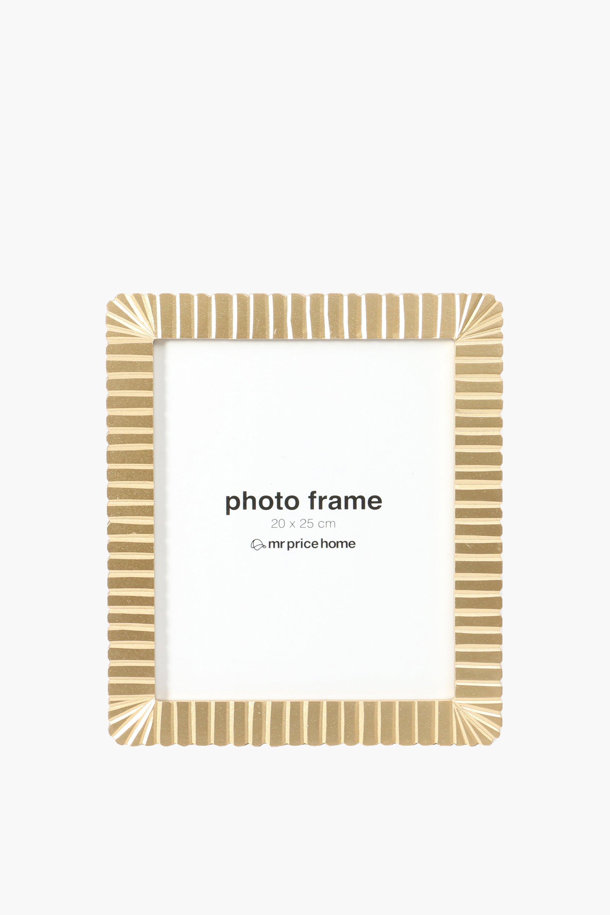 Ray Border Frame 20x25cm