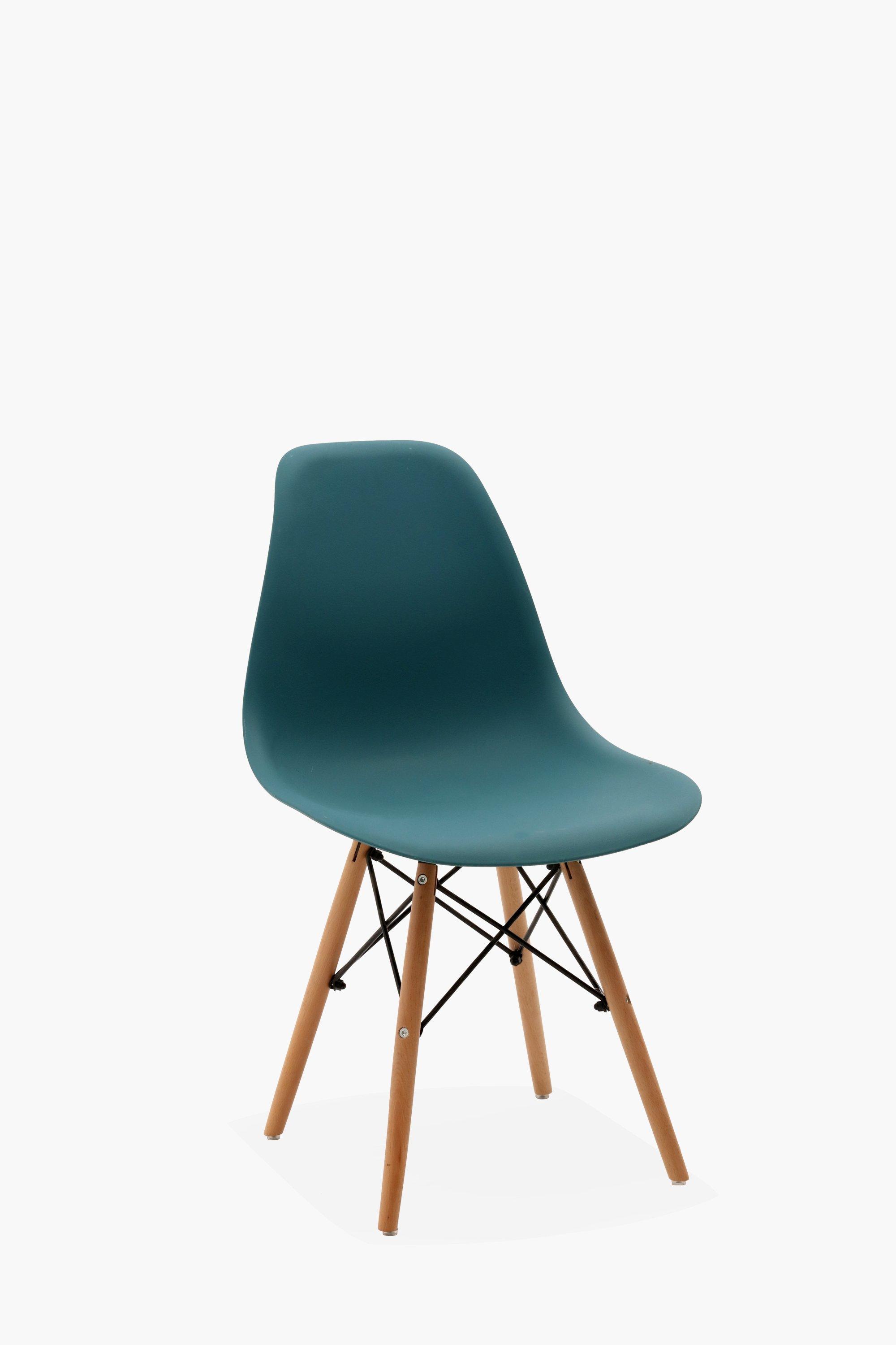 Retro Plastic Chair