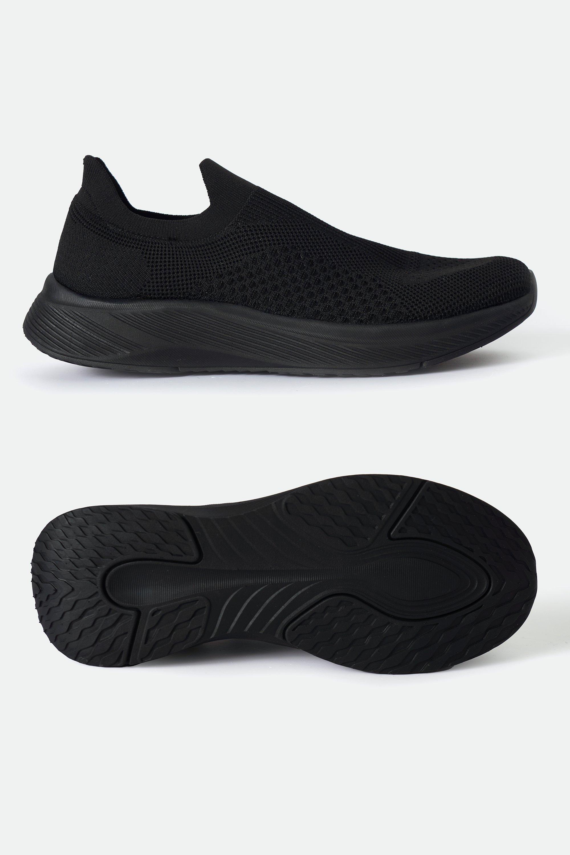 Nova Slip-on Trainers