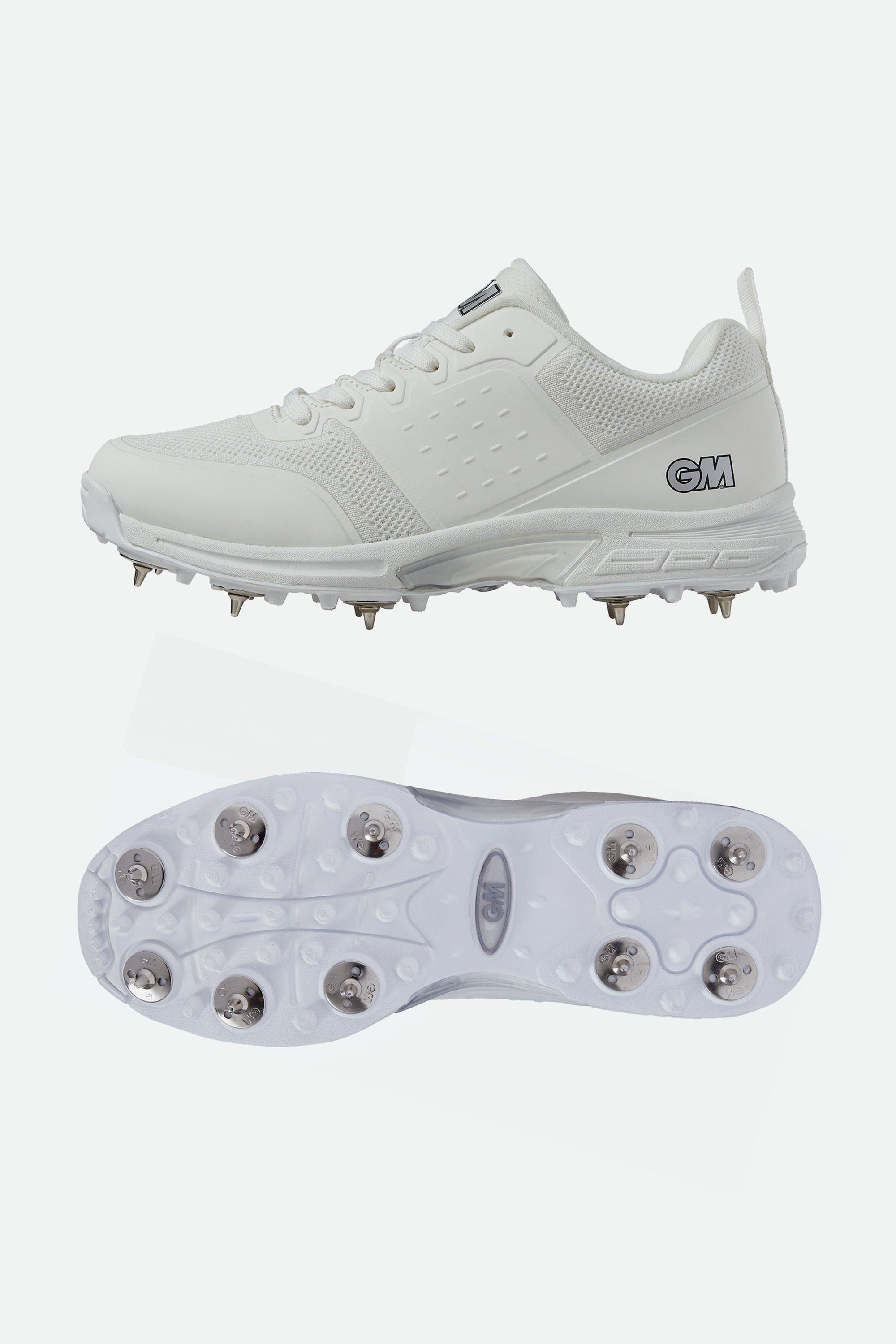 Gm Kyros Spike Cricket Shoes