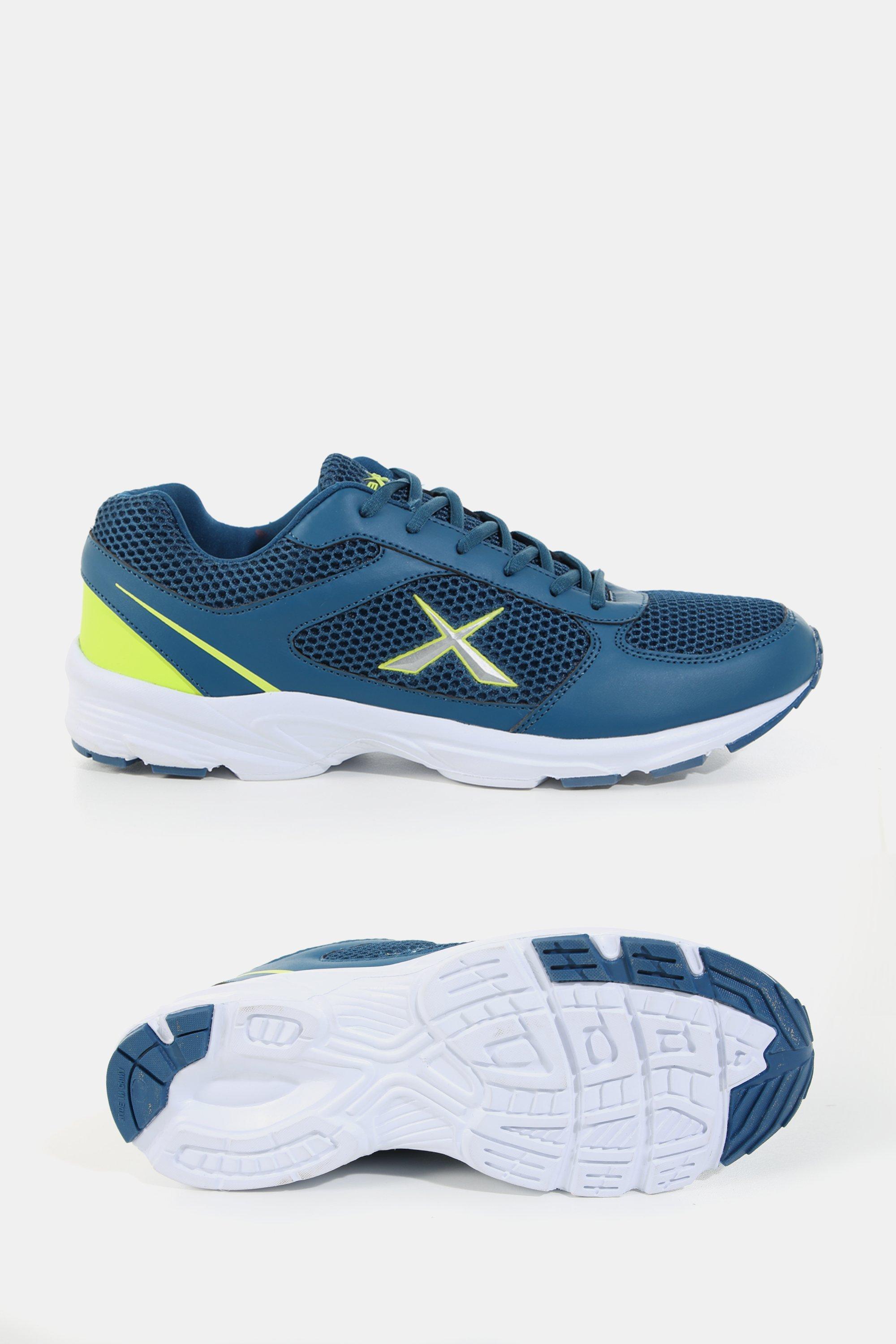 Stride Running Shoes