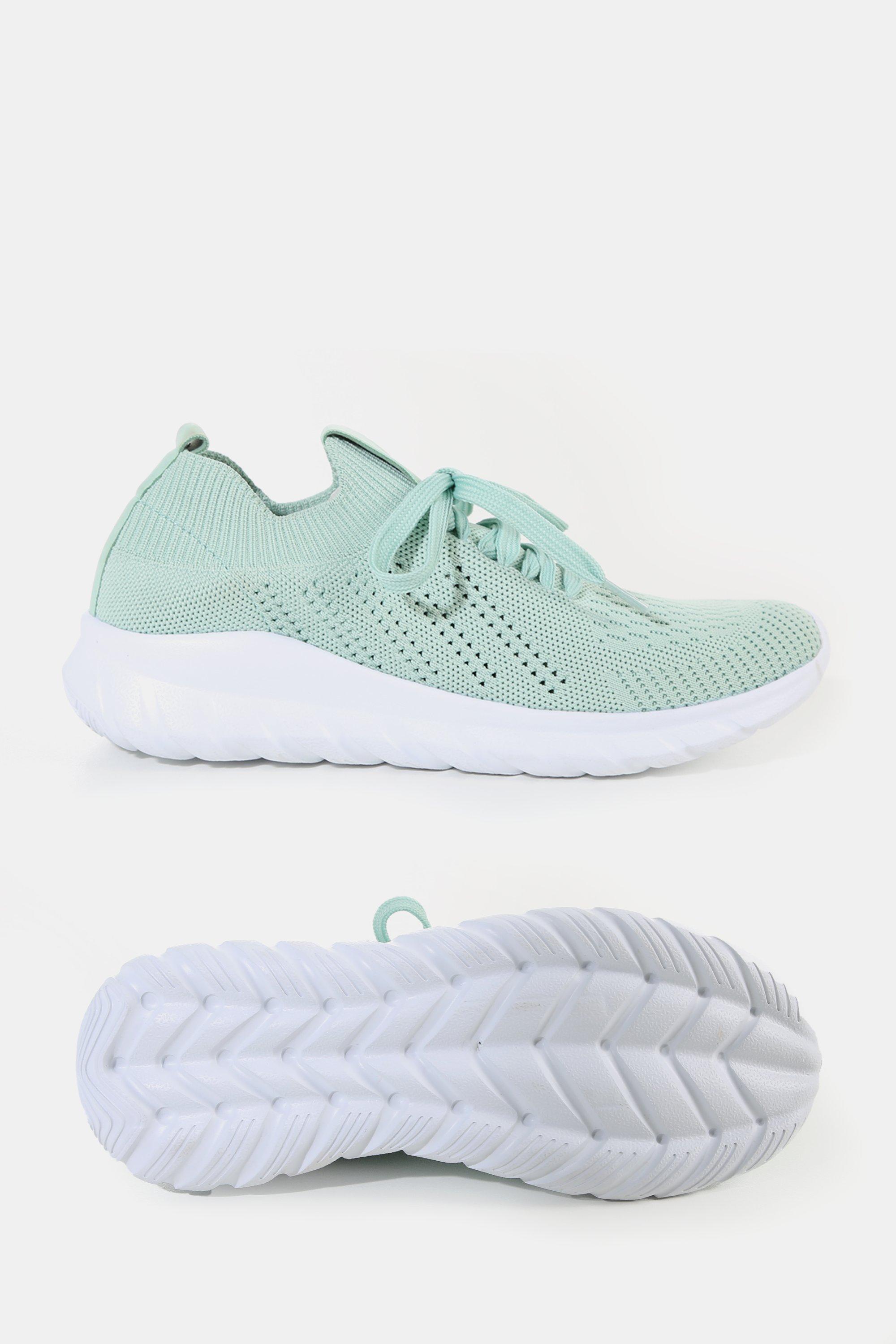 Nova Gym + Studio Trainer