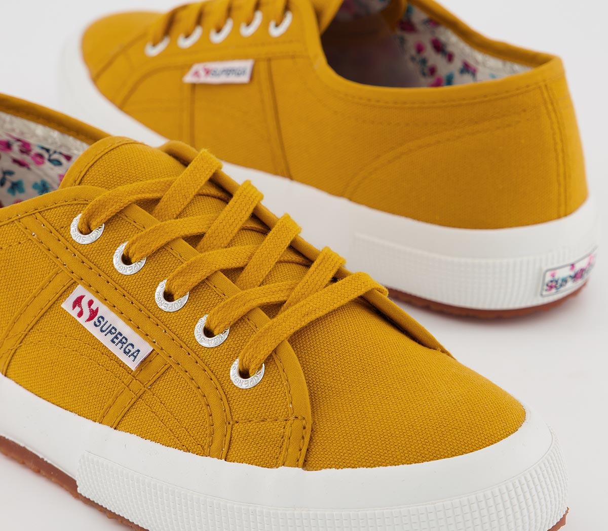 Superga 2750 Trainers Yellow Floral Exclusive - Women's Trainers