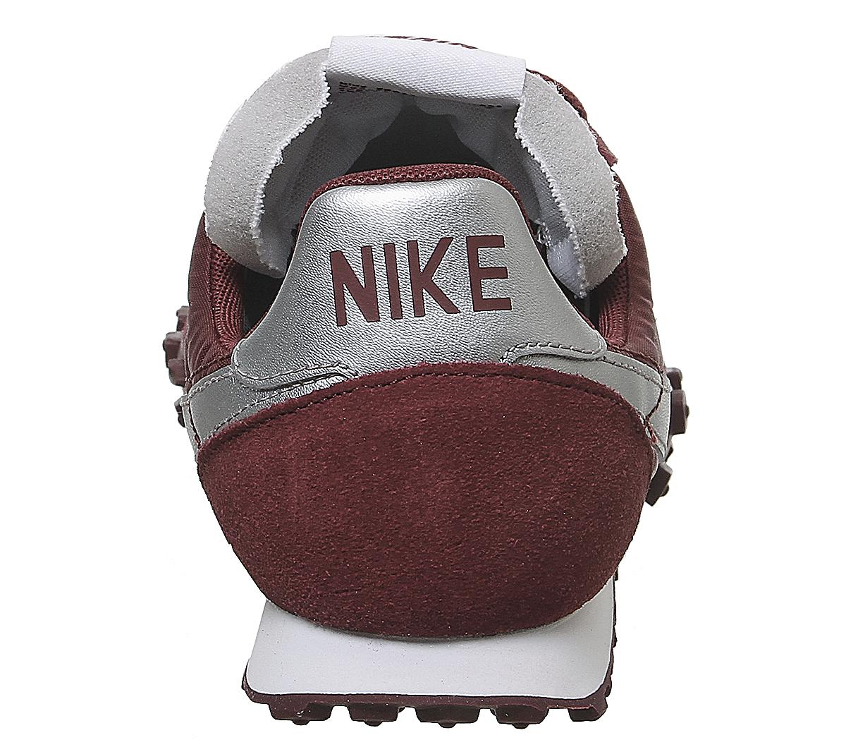 Nike Waffle Racer Trainers Team Red Metallic Silver White - Men's Trainers