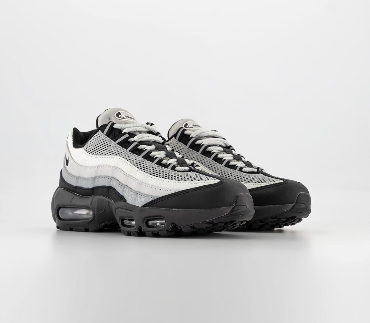 Nike Air Max 95 Trainers Light Smoke Grey Black Photon Dust Sail - Men ...