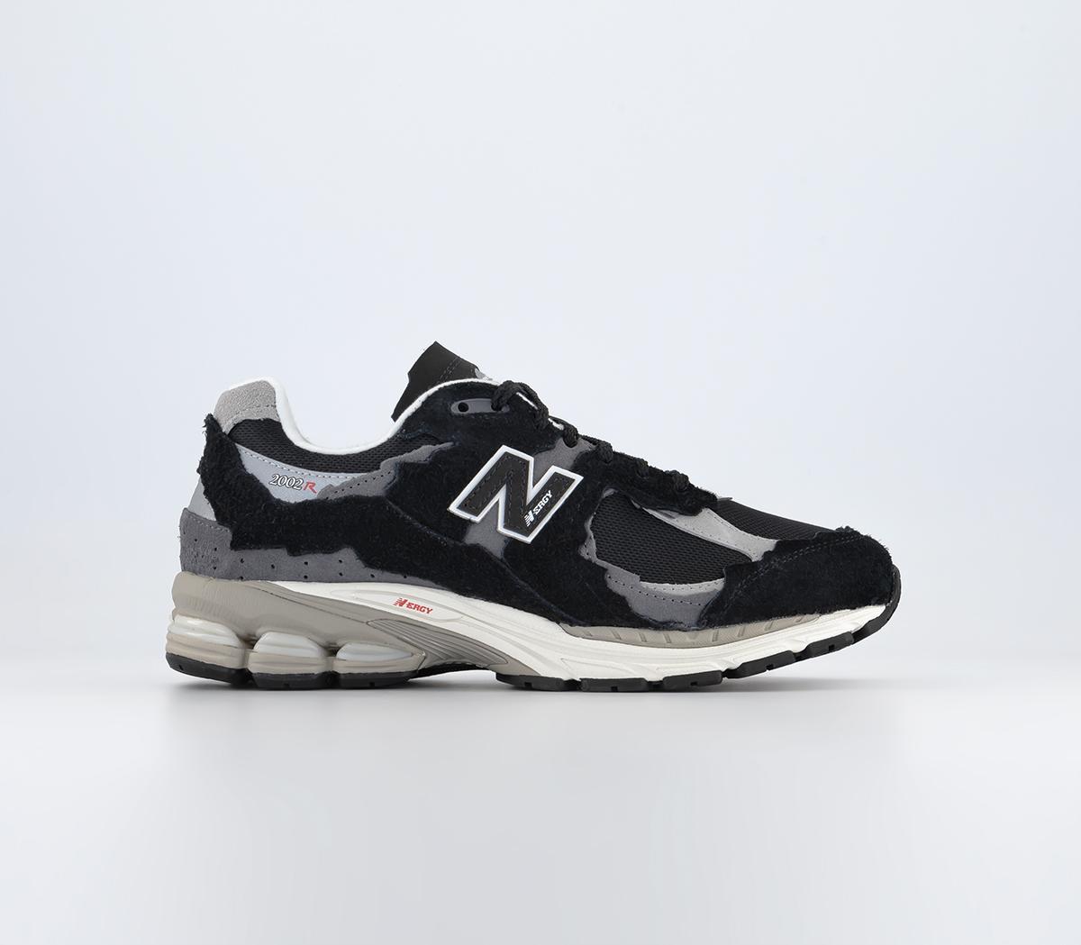 New Balance 2002R Trainers Black Light Grey - Unisex Sports