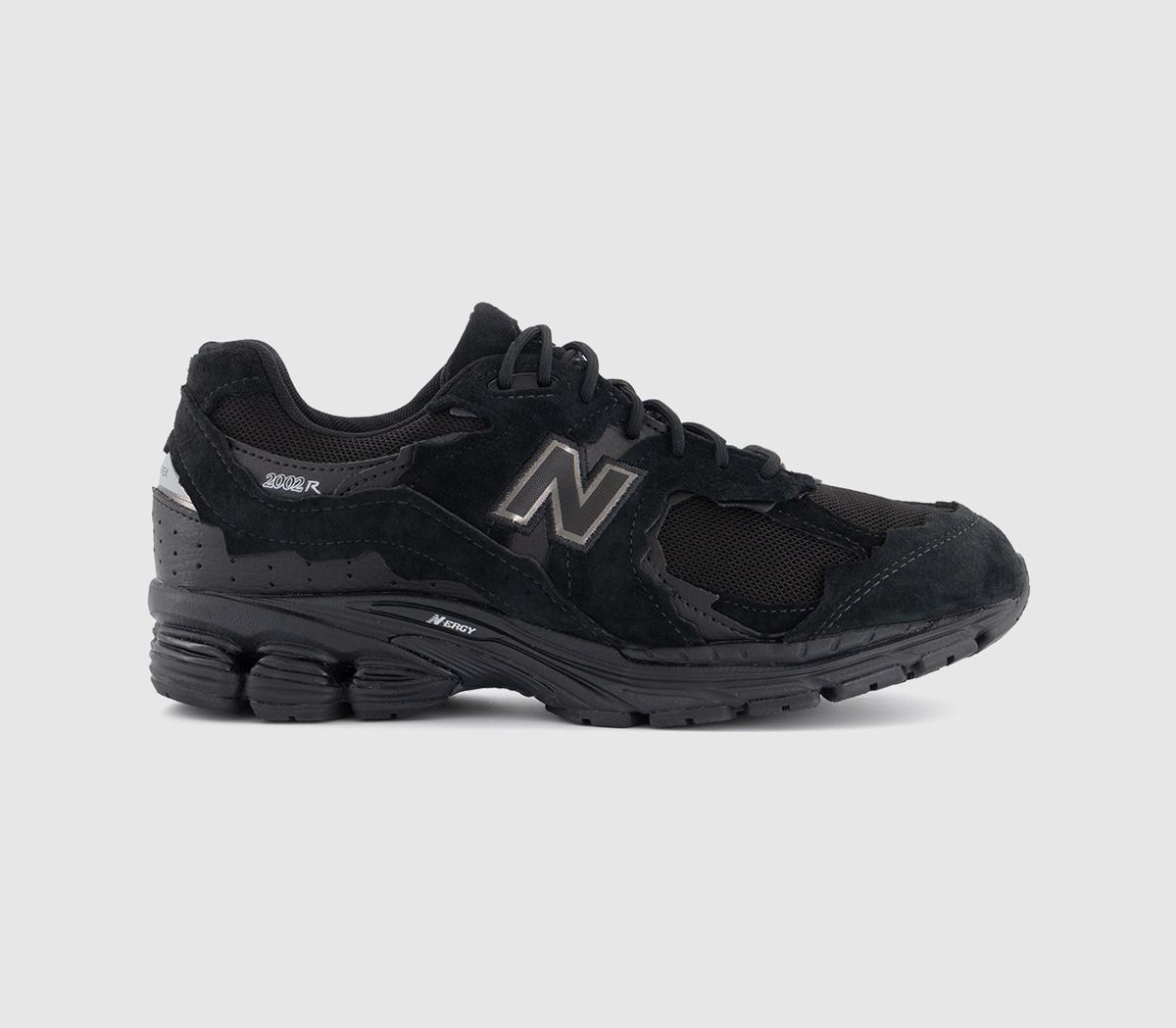 Click here for New Balance 2002 Gtx Trainers Black Gray  7.5 prices