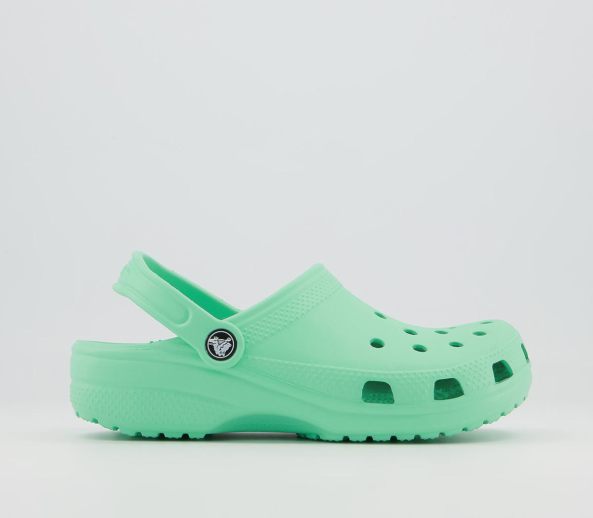 Crocs Classic Clogs Pistachio - Flat Shoes for Women