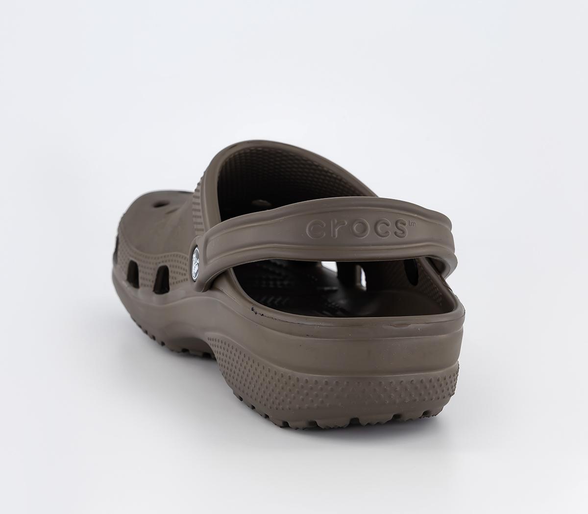 Crocs Classic Clogs Chocolate - Men's Casual Shoes