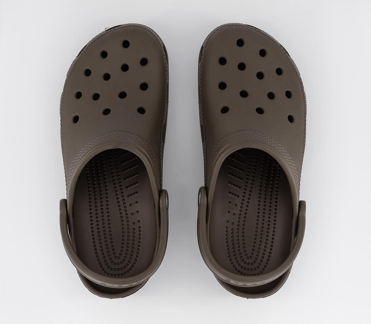 Crocs Classic Clogs Chocolate - Men's Casual Shoes