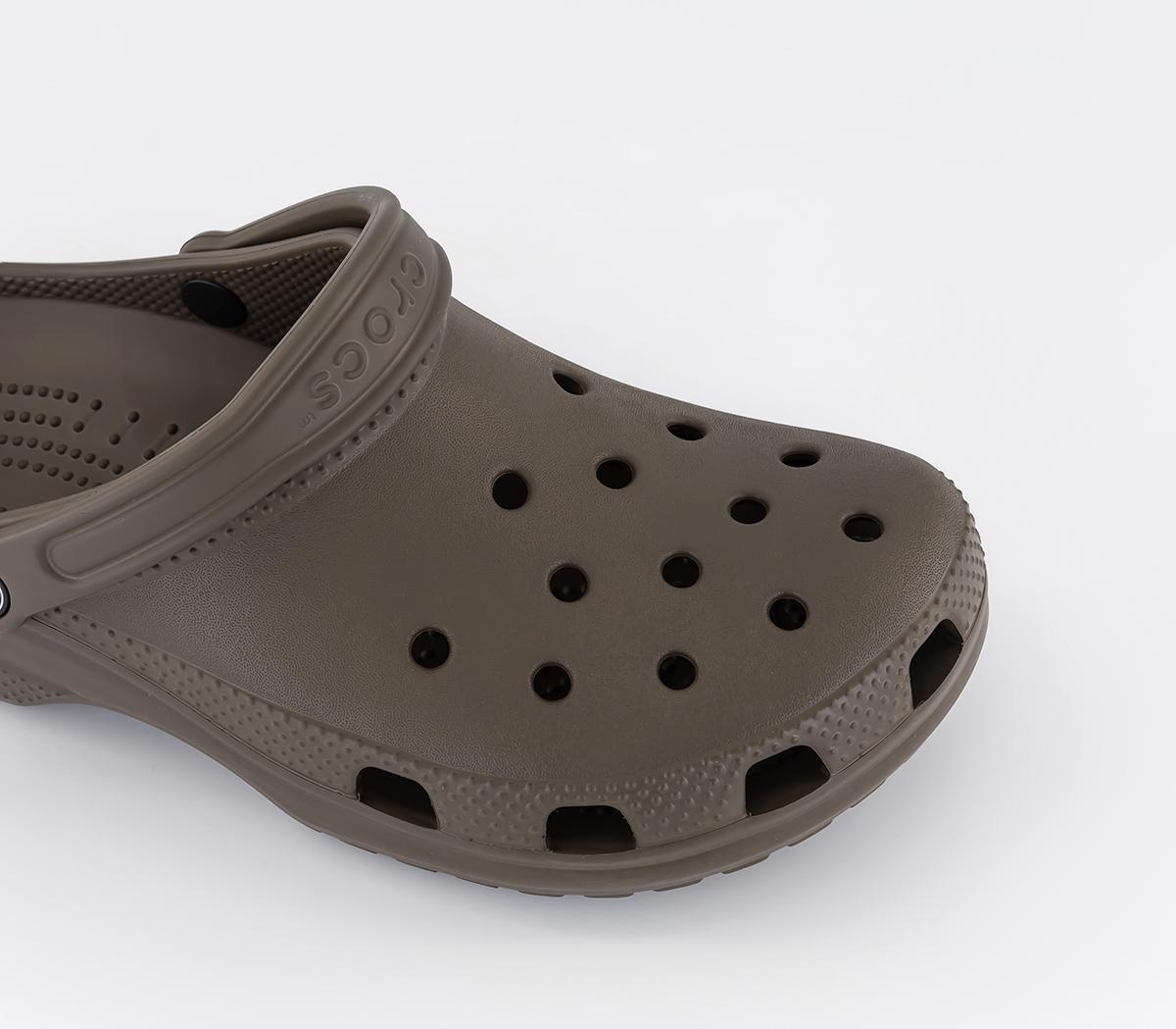 Crocs Classic Clogs Chocolate - Men's Casual Shoes