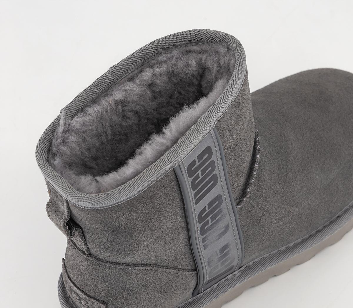 UGG Classic Mini Side Logo II Boots Lighthouse - Women's Ankle Boots