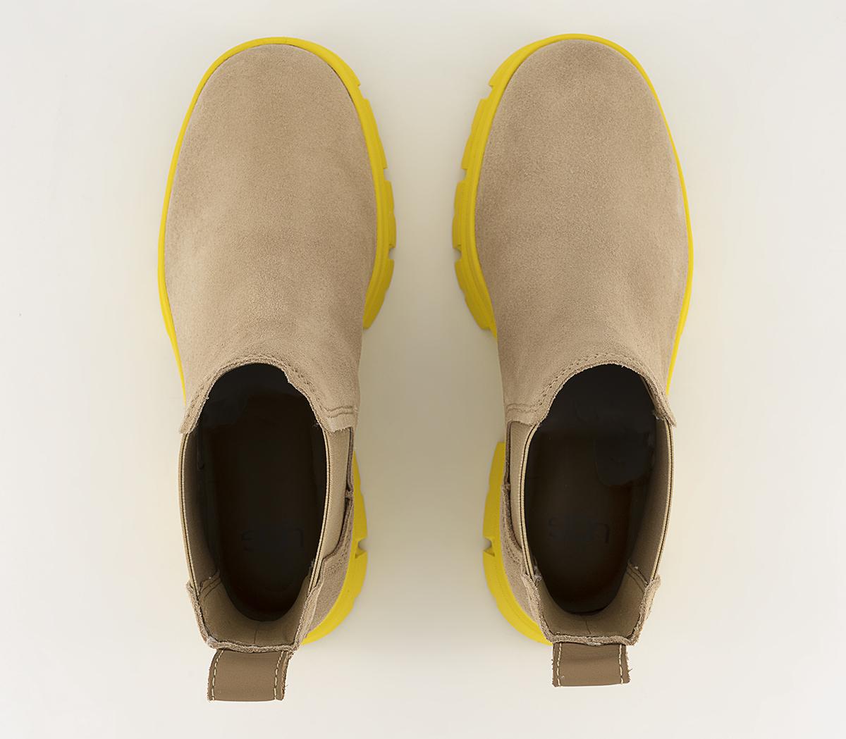 UGG Ashton Chelsea Boots Sand Suede - Women's Ankle Boots