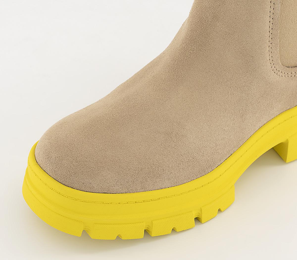 UGG Ashton Chelsea Boots Sand Suede - Women's Ankle Boots