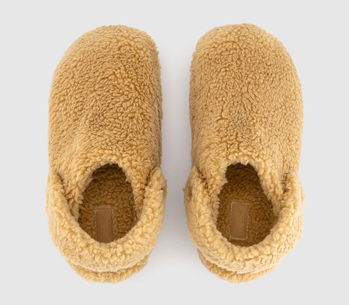 Crocs Classic Cozzzy Slippers Wheat - Women's Slippers