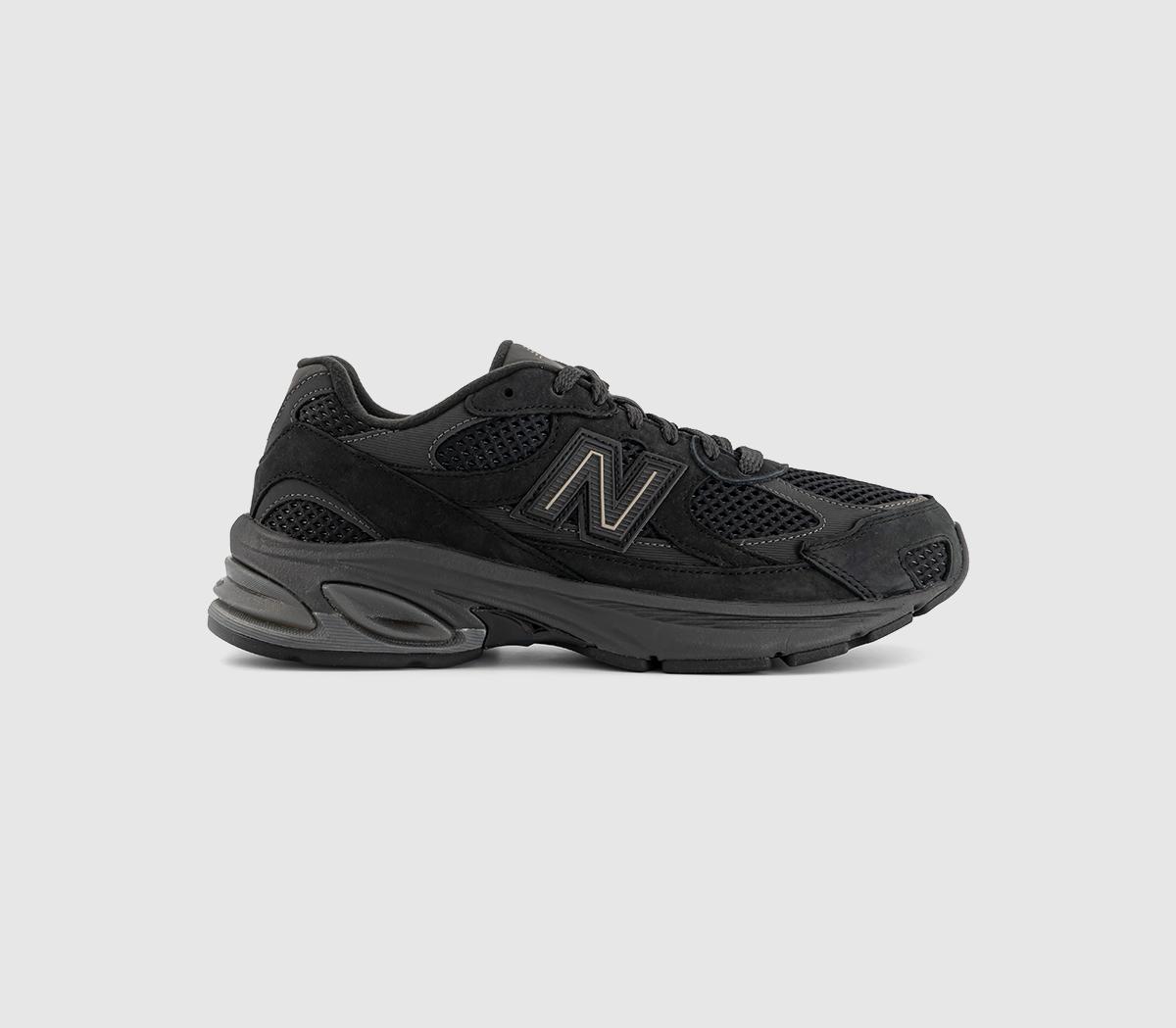 Click here for New Balance Kids 2010 Trainers Black  4 prices