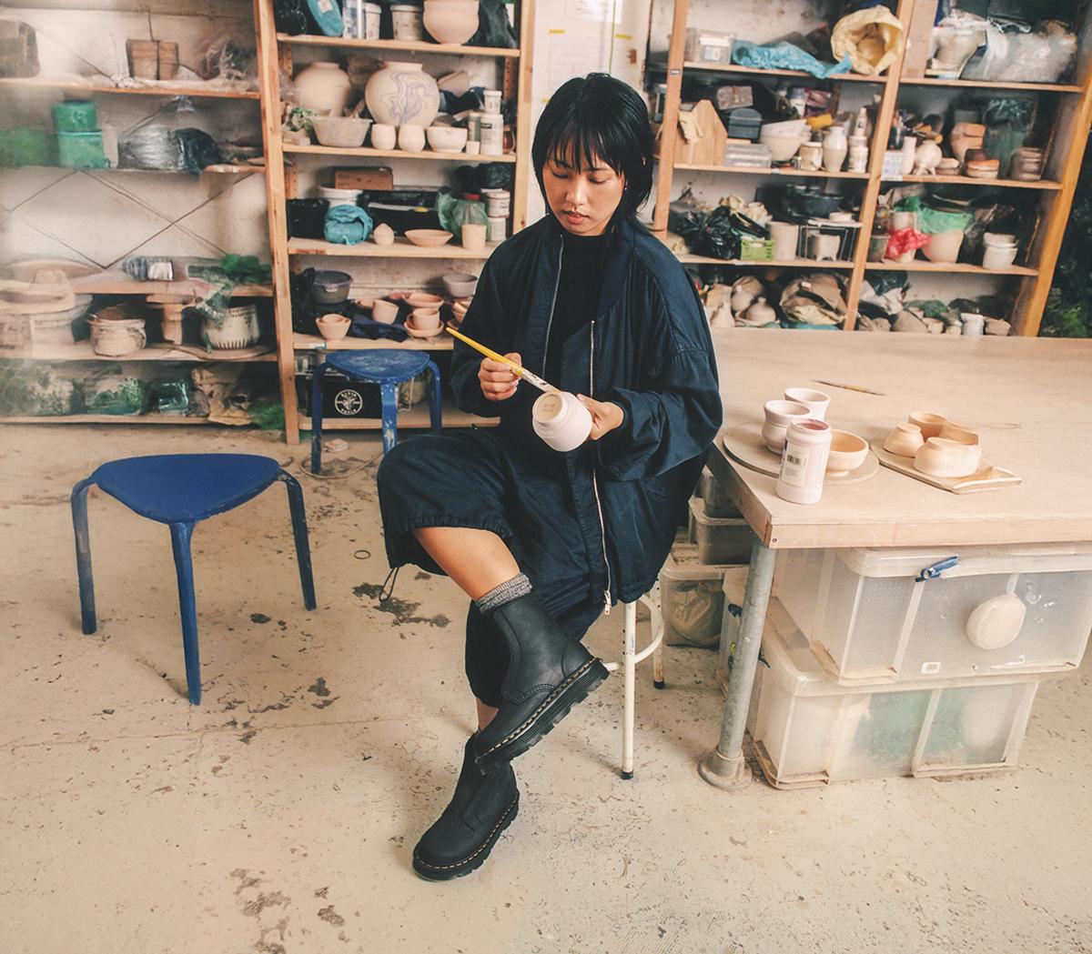 Dr. Martens Zebzag Laceless Boots Black Wyoming - Women's Ankle Boots