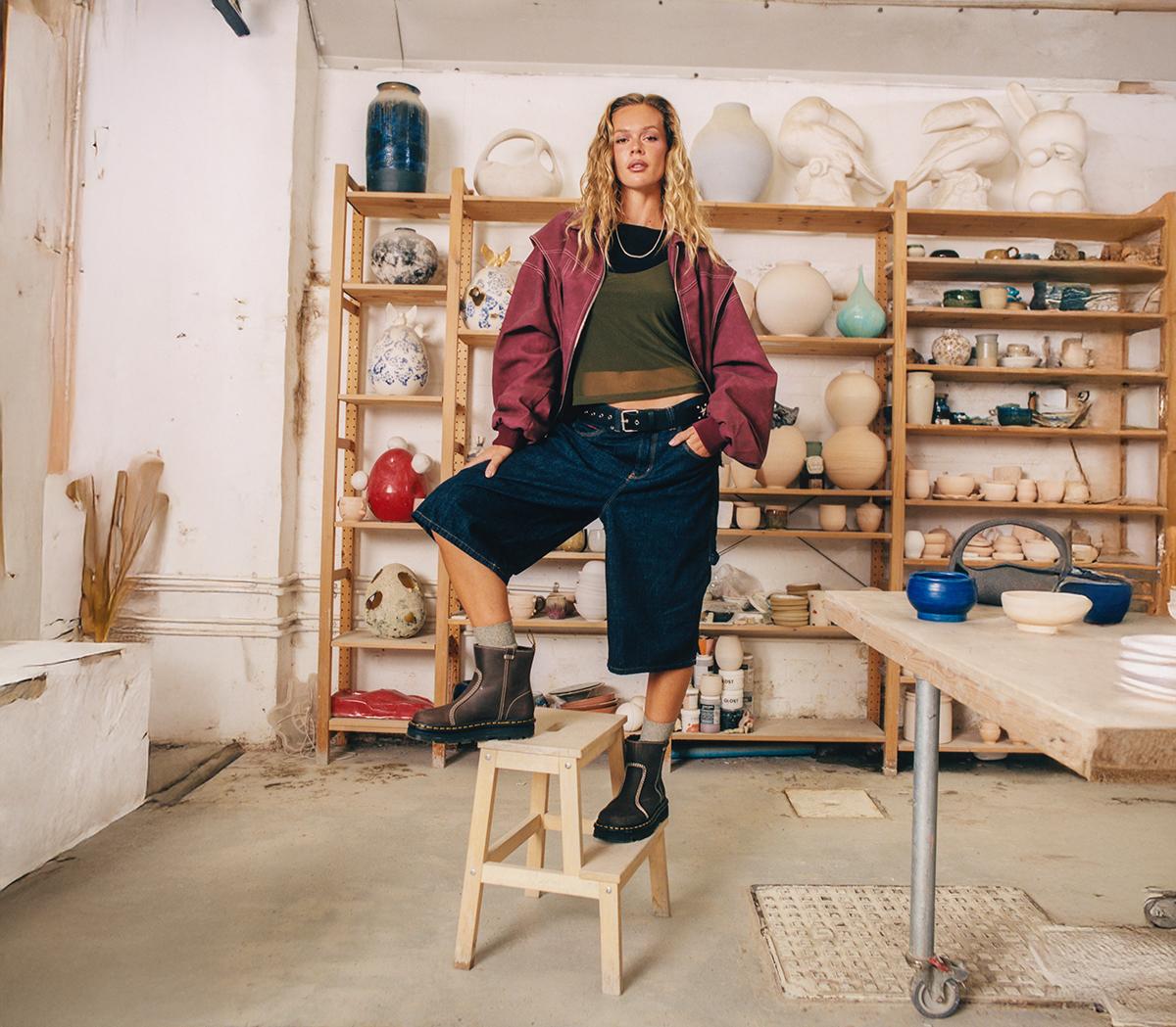 Dr. Martens Zebzag Rigger Boots Dark Brown Wyoming - Women's Ankle Boots