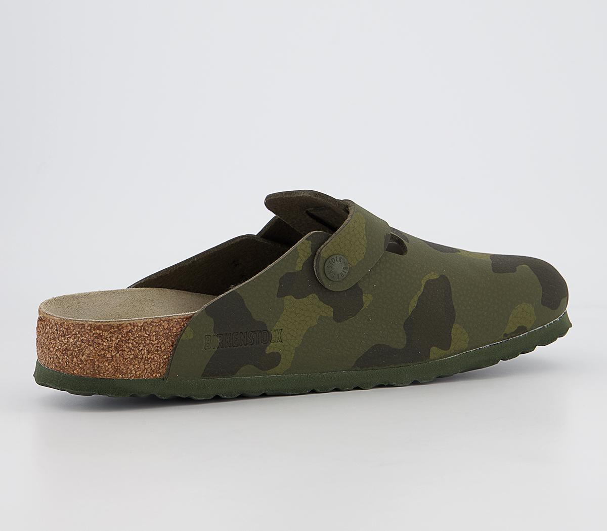 BIRKENSTOCK Boston Clogs Camo Green - Men's Clogs
