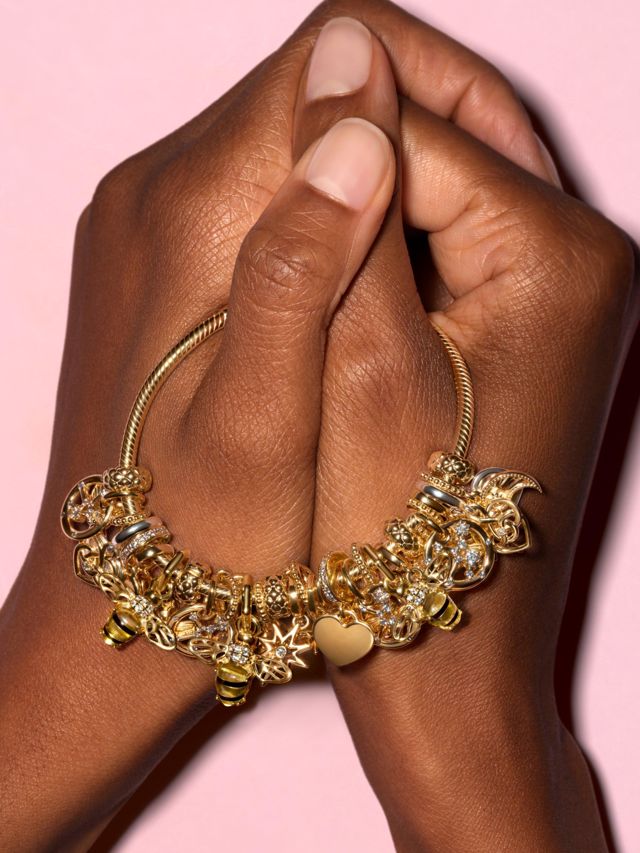 Sentimental Jewellery | Pandora Moments | Pandora UK