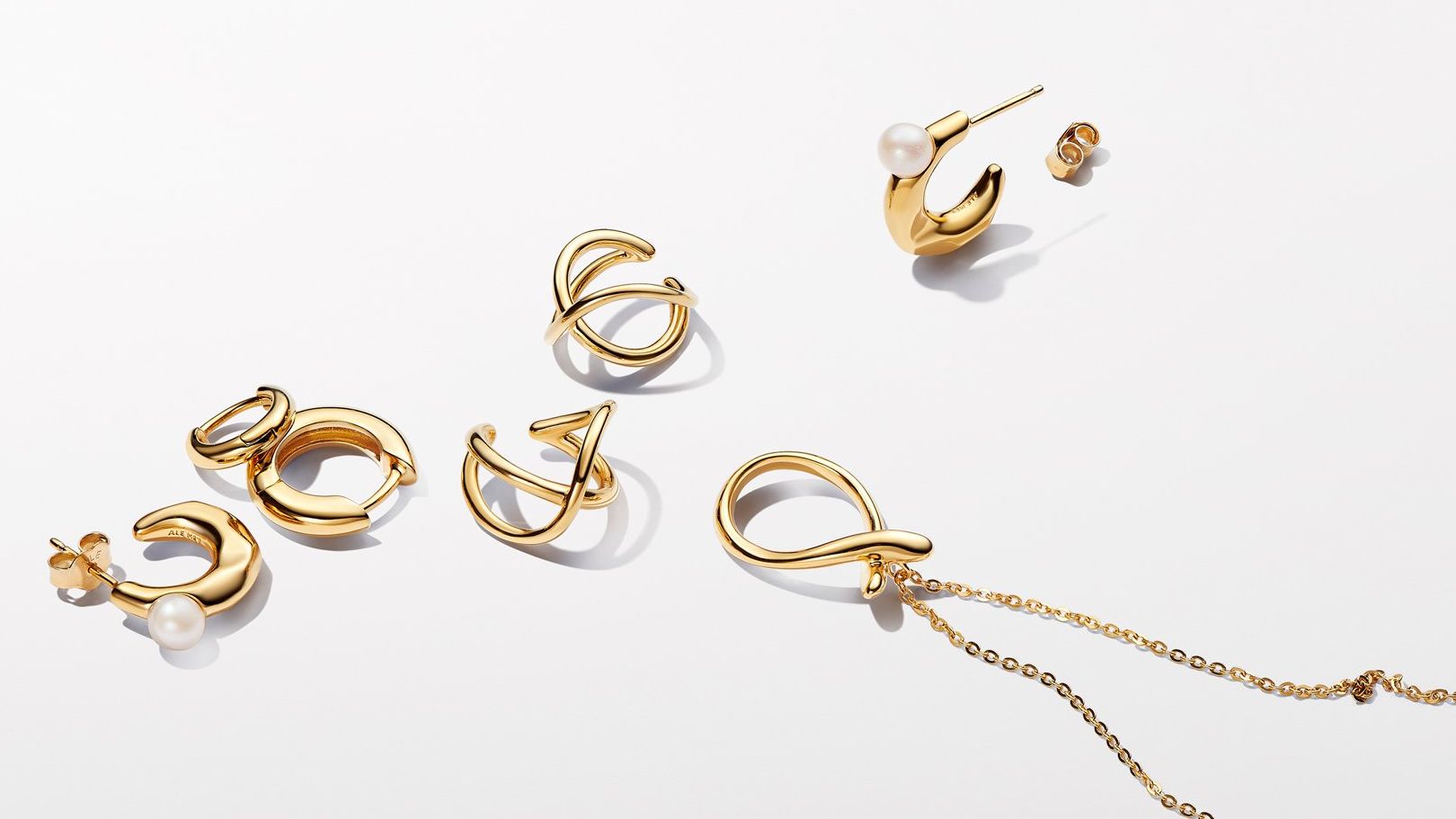 Pandora ジュエリー | 全コレクション | Pandora (パンドラ)