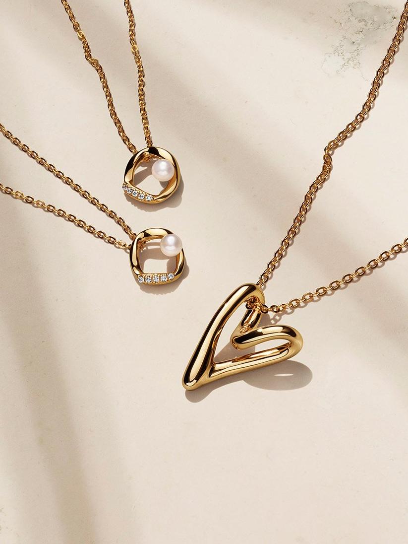 Pandora Essence | Sculptural Jewellery | Pandora UK