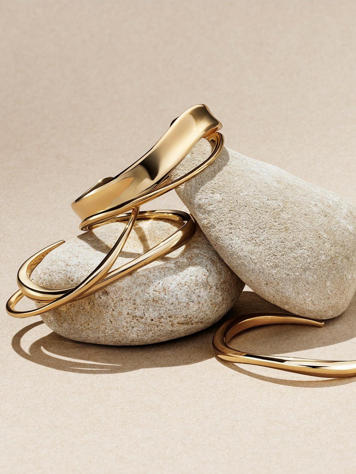 Pandora Essence | Sculptural Jewellery | Pandora UK