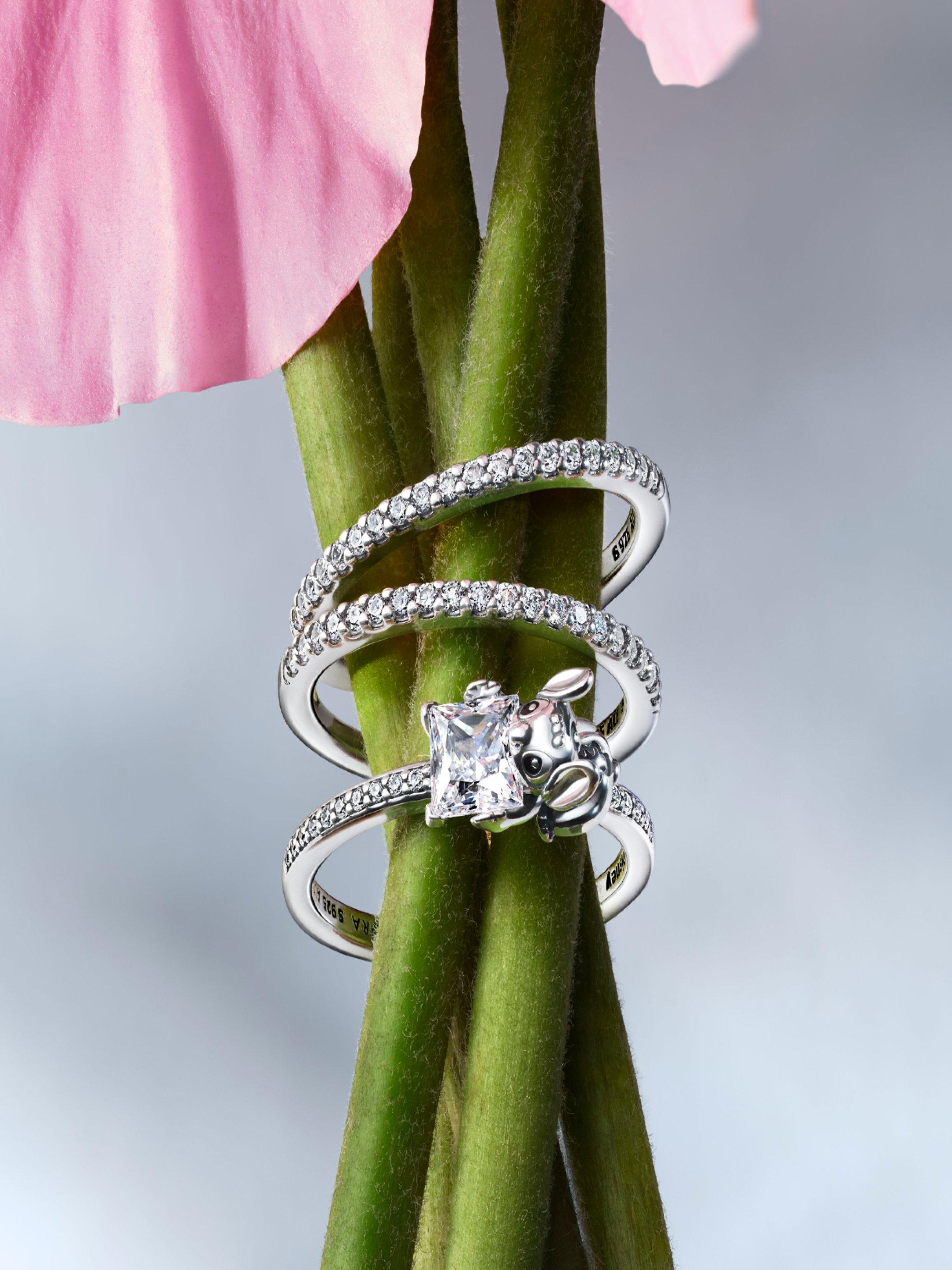 Official Pandora™ | Handcrafted Jewelry 2024