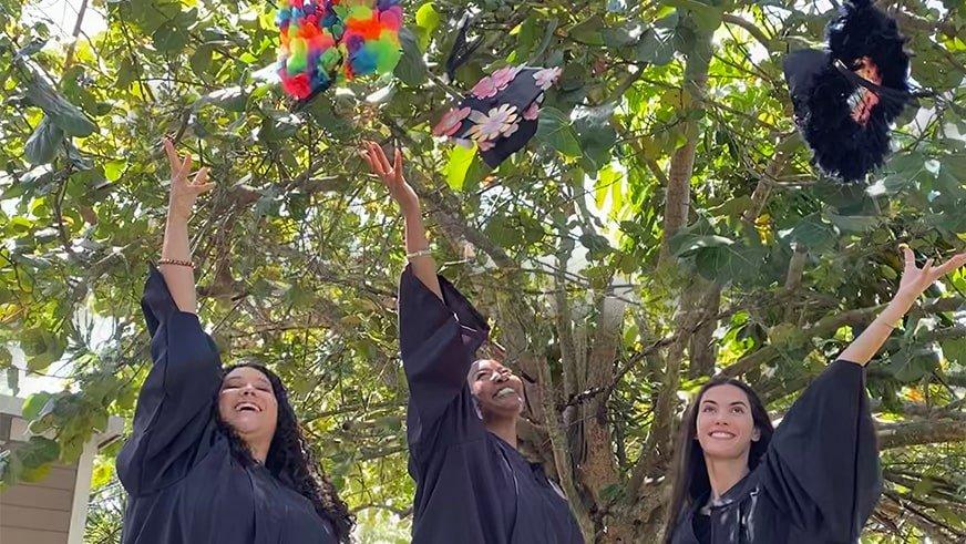 10 Graduation Party Game Ideas to Make Your Party Fun | Party City